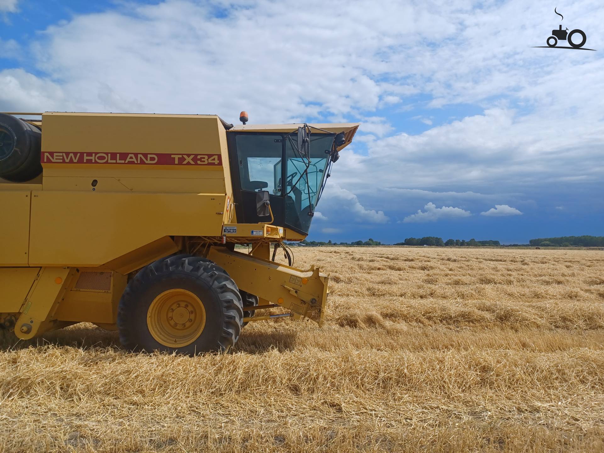 Foto New Holland TX 34 #1528632