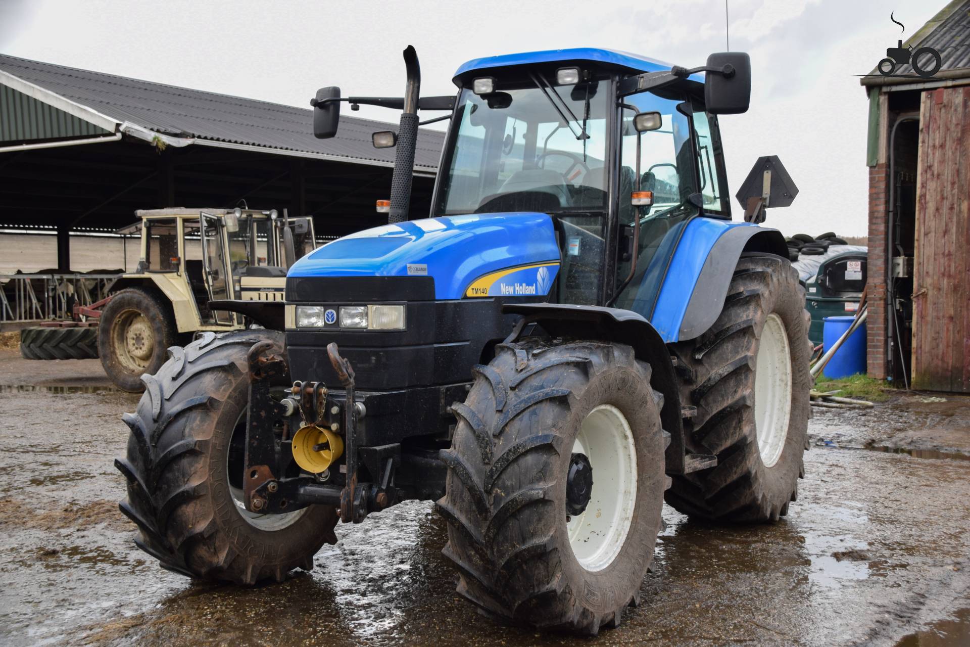 Foto New Holland TM 140 #1537186