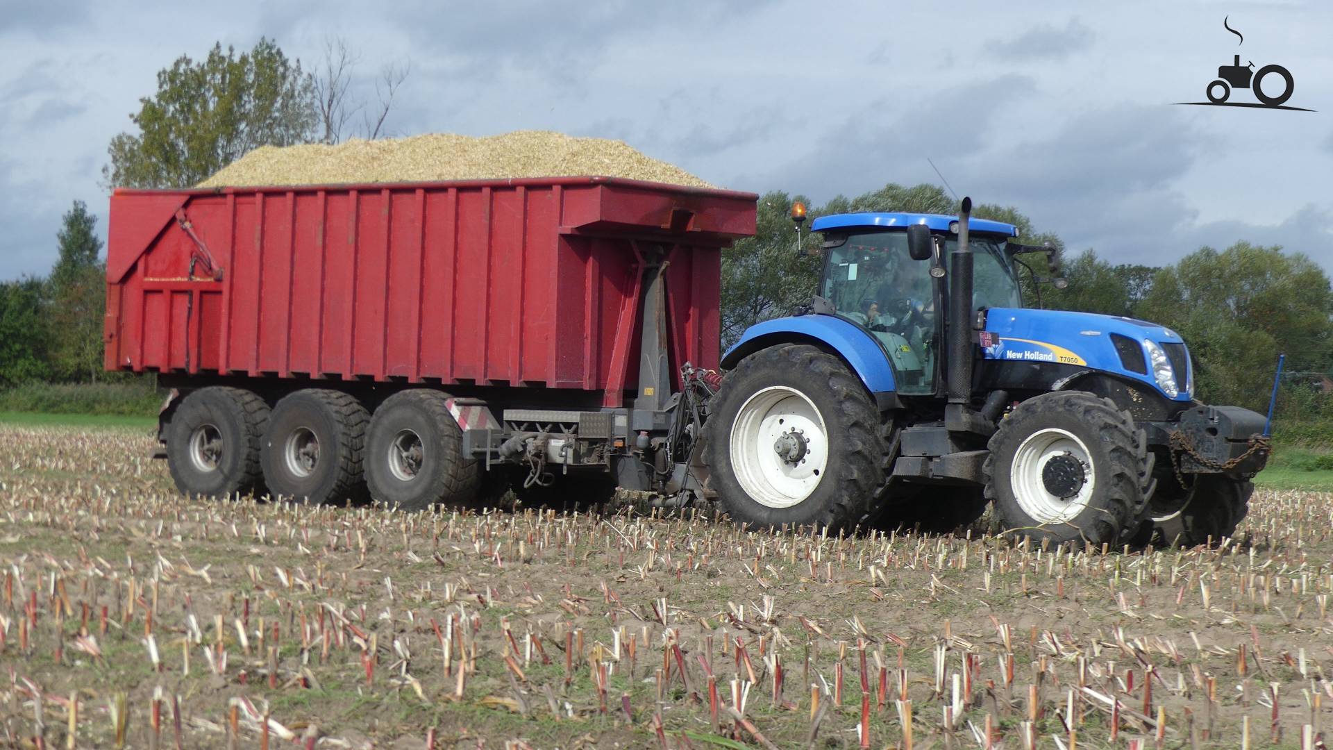 Foto New Holland T 7050 #1538447