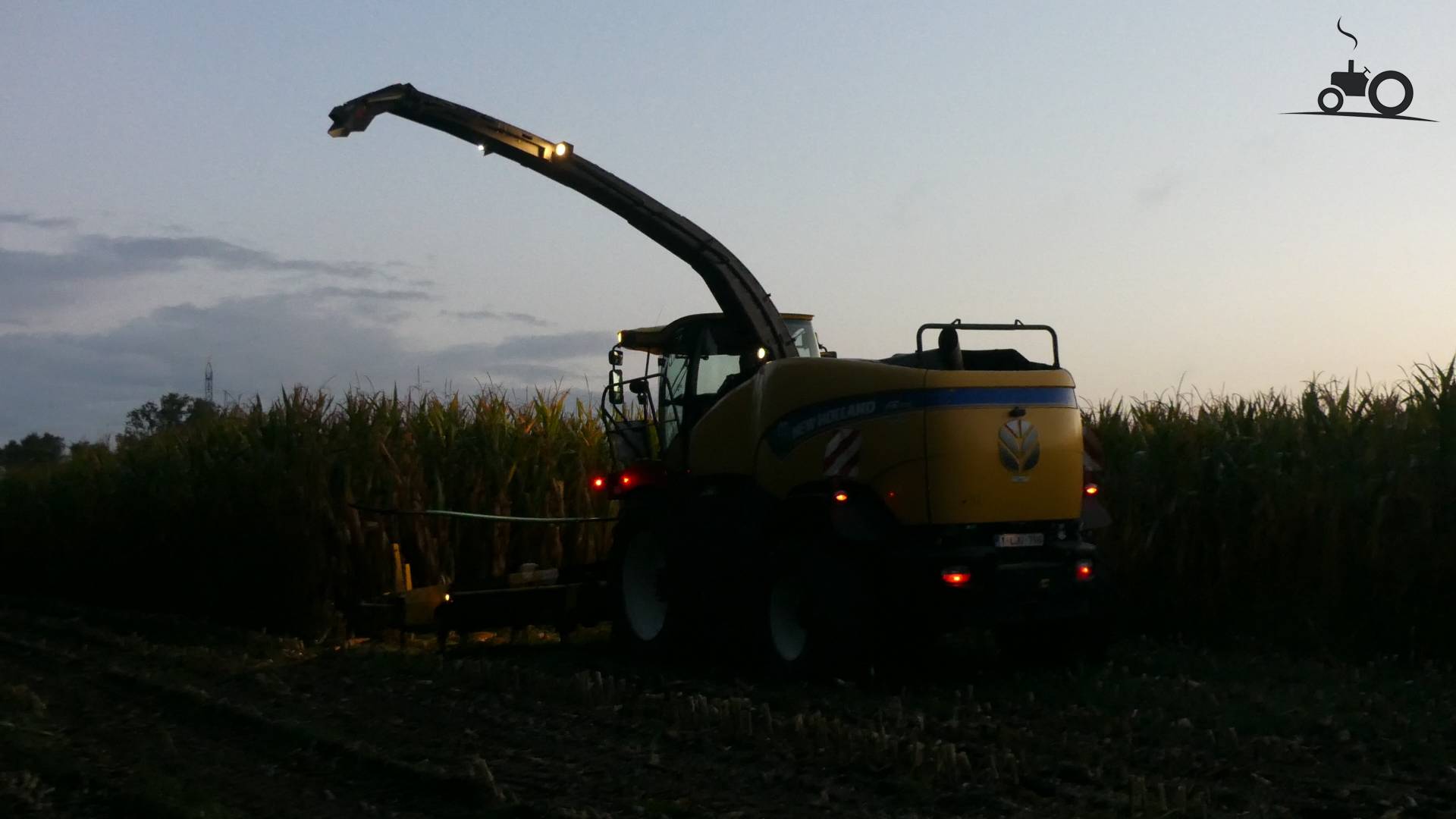 Foto New Holland FR 700 #1538927