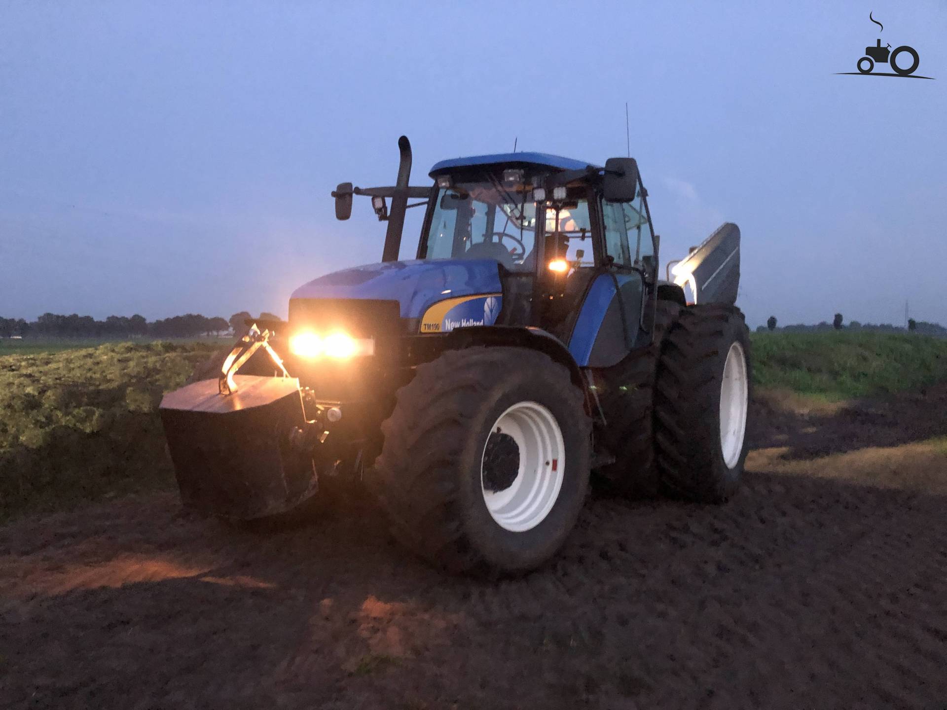 New Holland TM190 van loonbedrijf bouwhuis