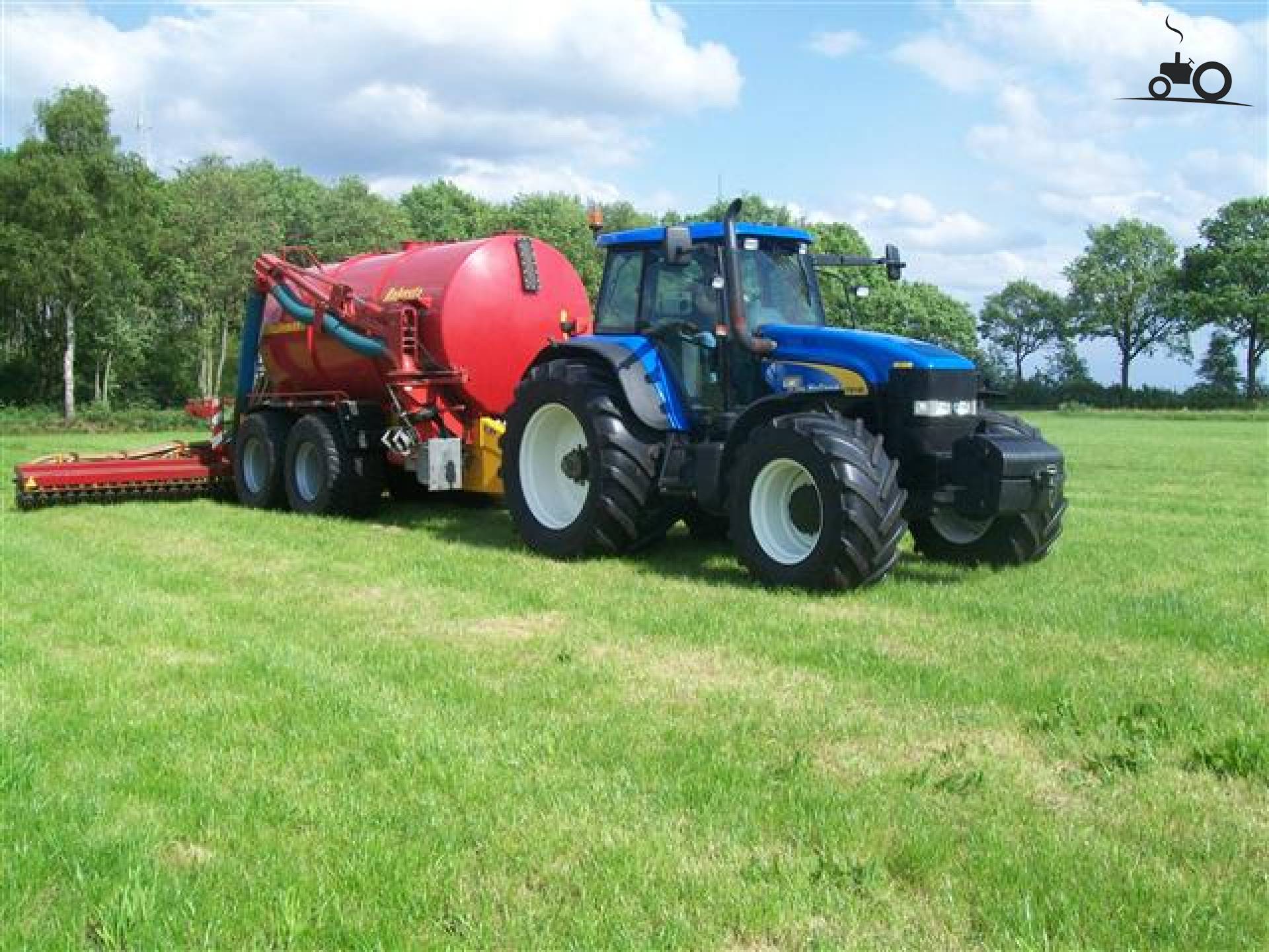 Foto New Holland TM 190 #1548912