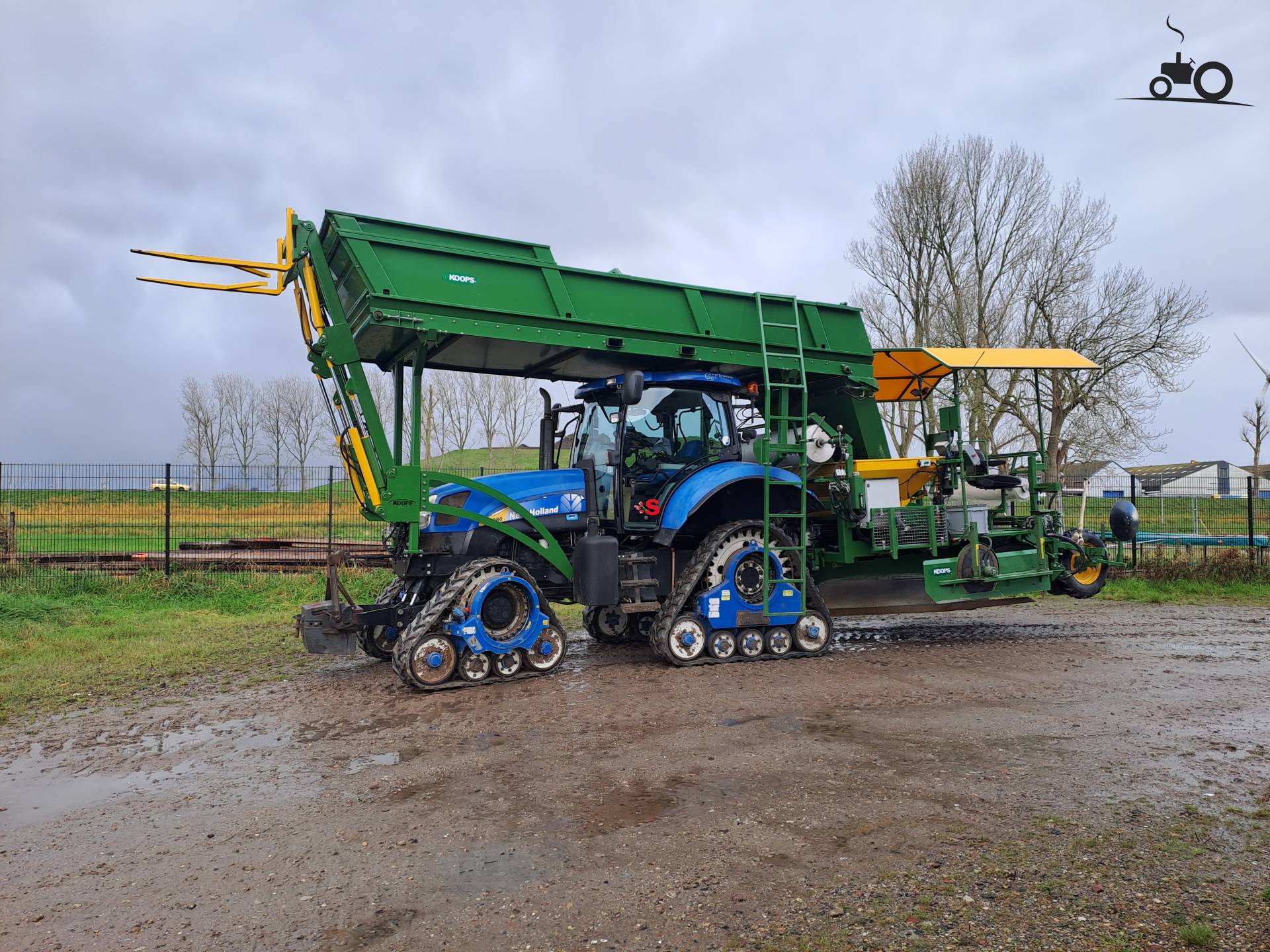 Foto New Holland T 6080 #1596855