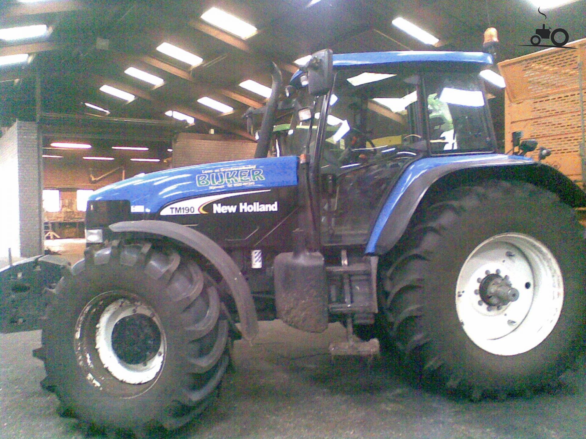 Foto New Holland TM 190 #159856