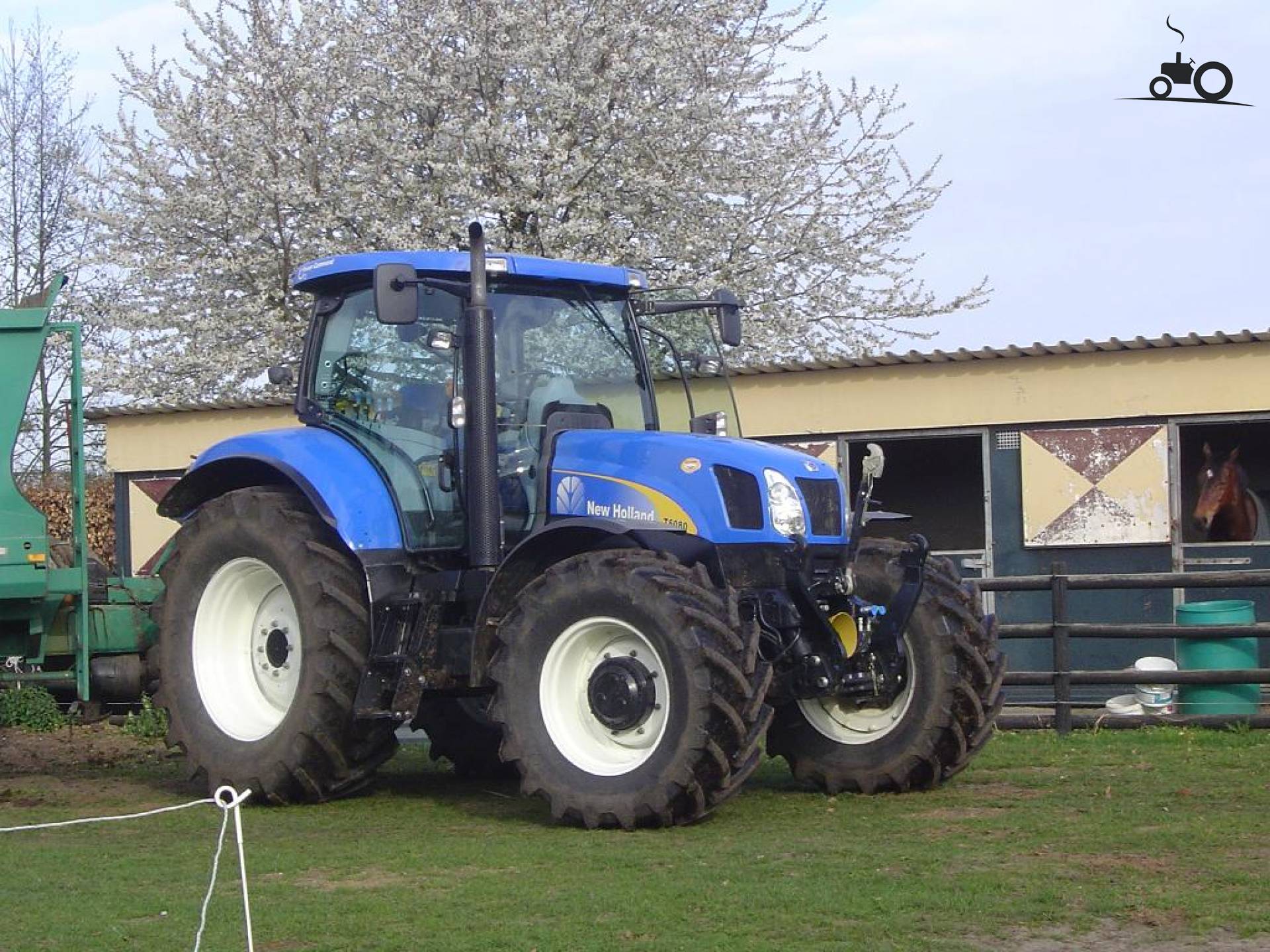 Foto New Holland T 6080 #344879