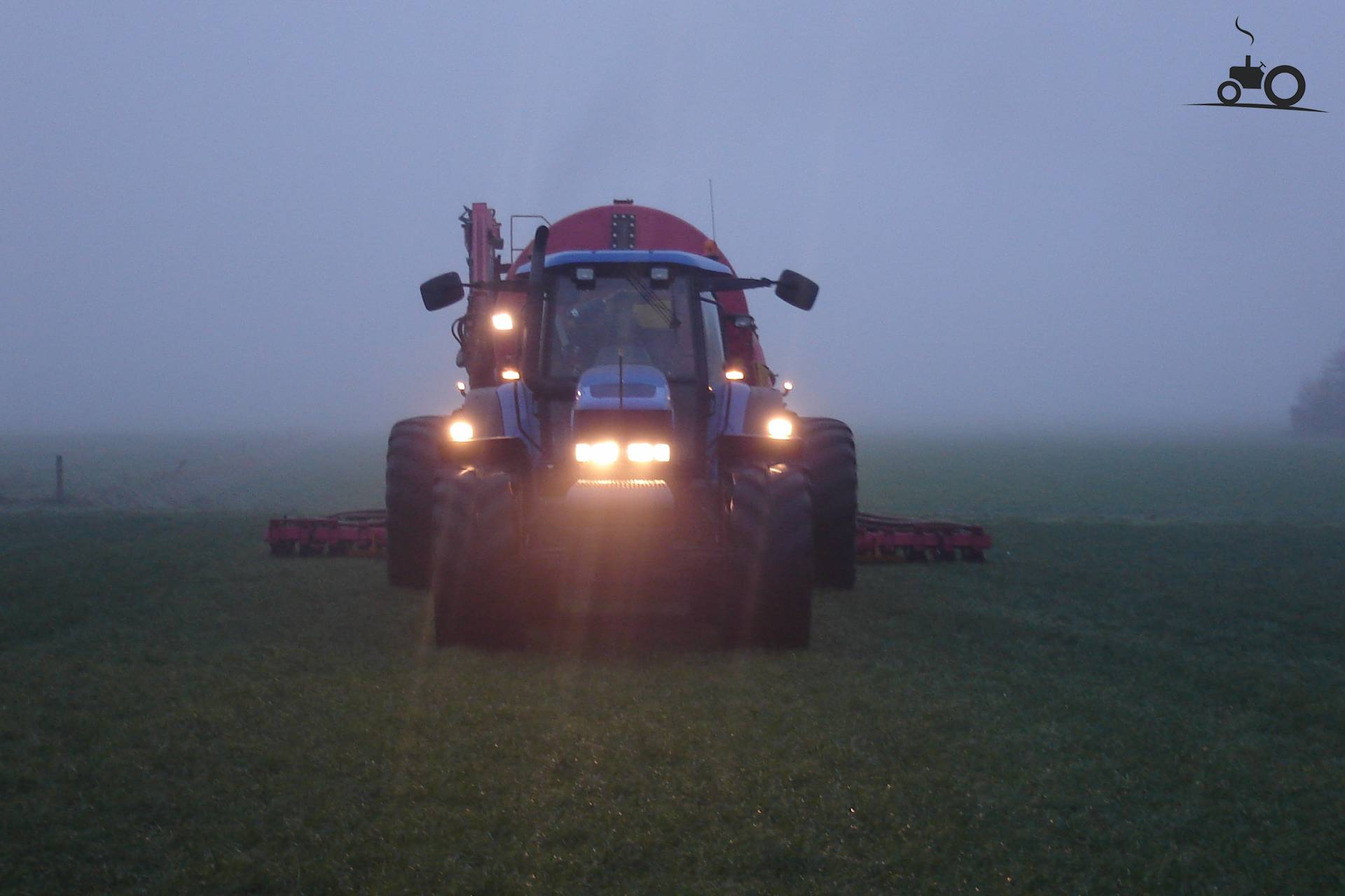 Foto New Holland TM 190 #34931