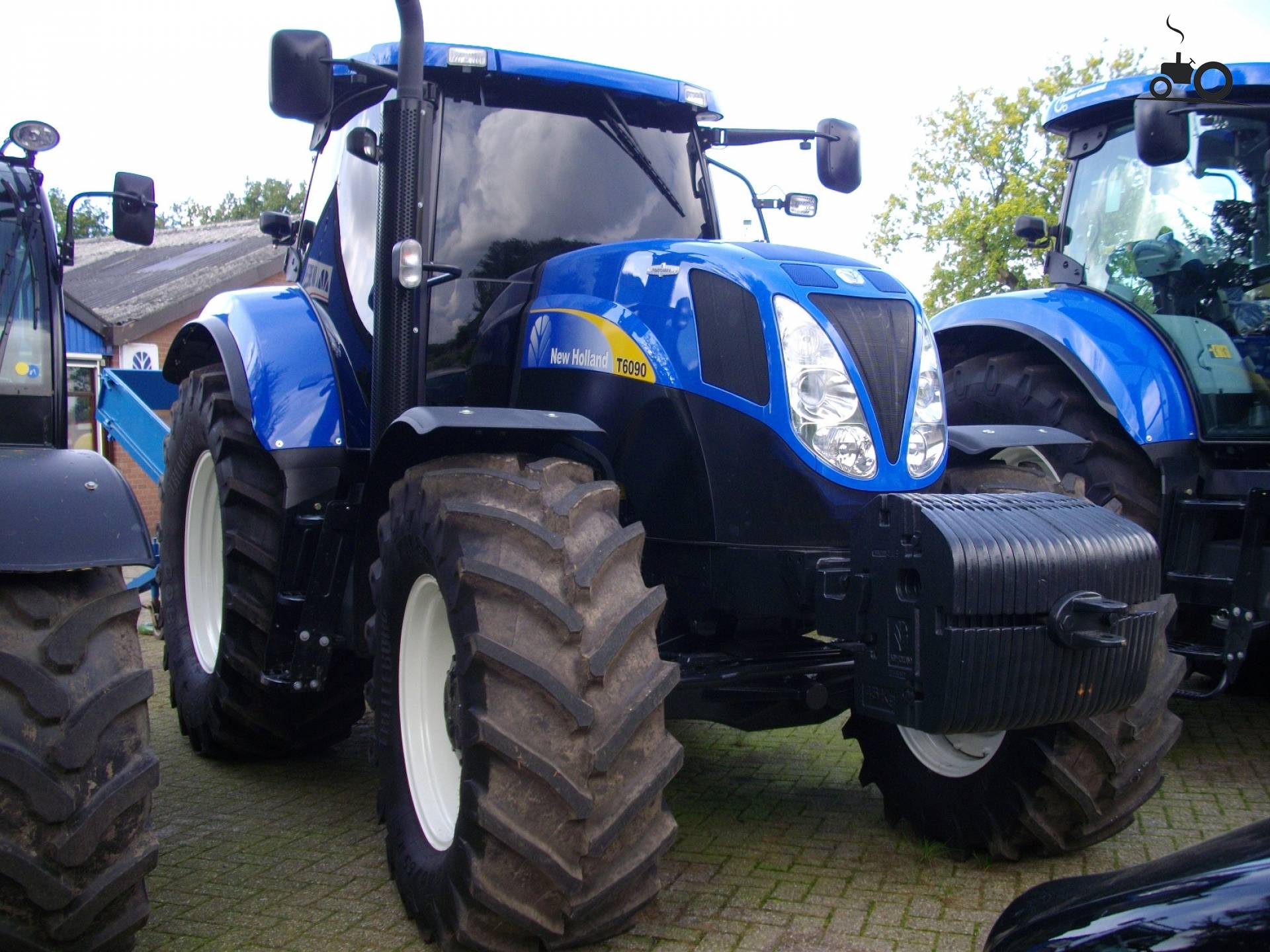 Foto New Holland T 6090 #403881