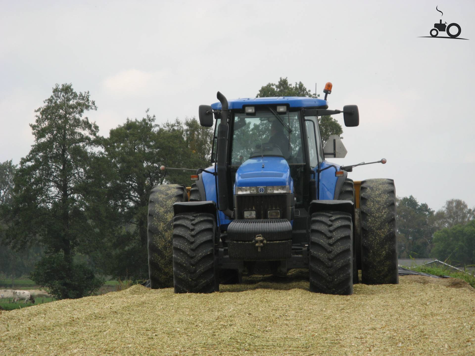 Foto New Holland 8670 A #410292