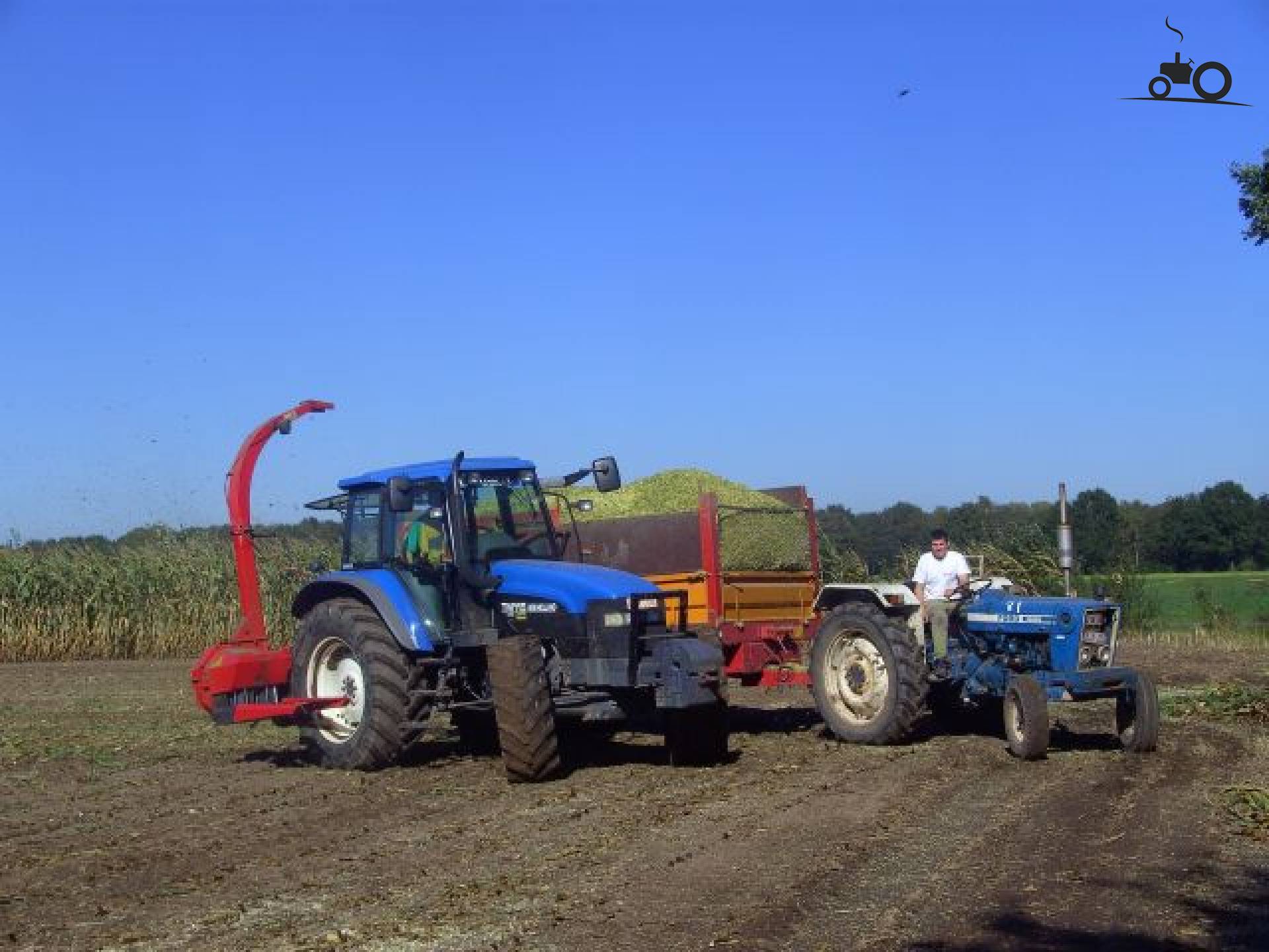 Foto New Holland TM 115 #414785