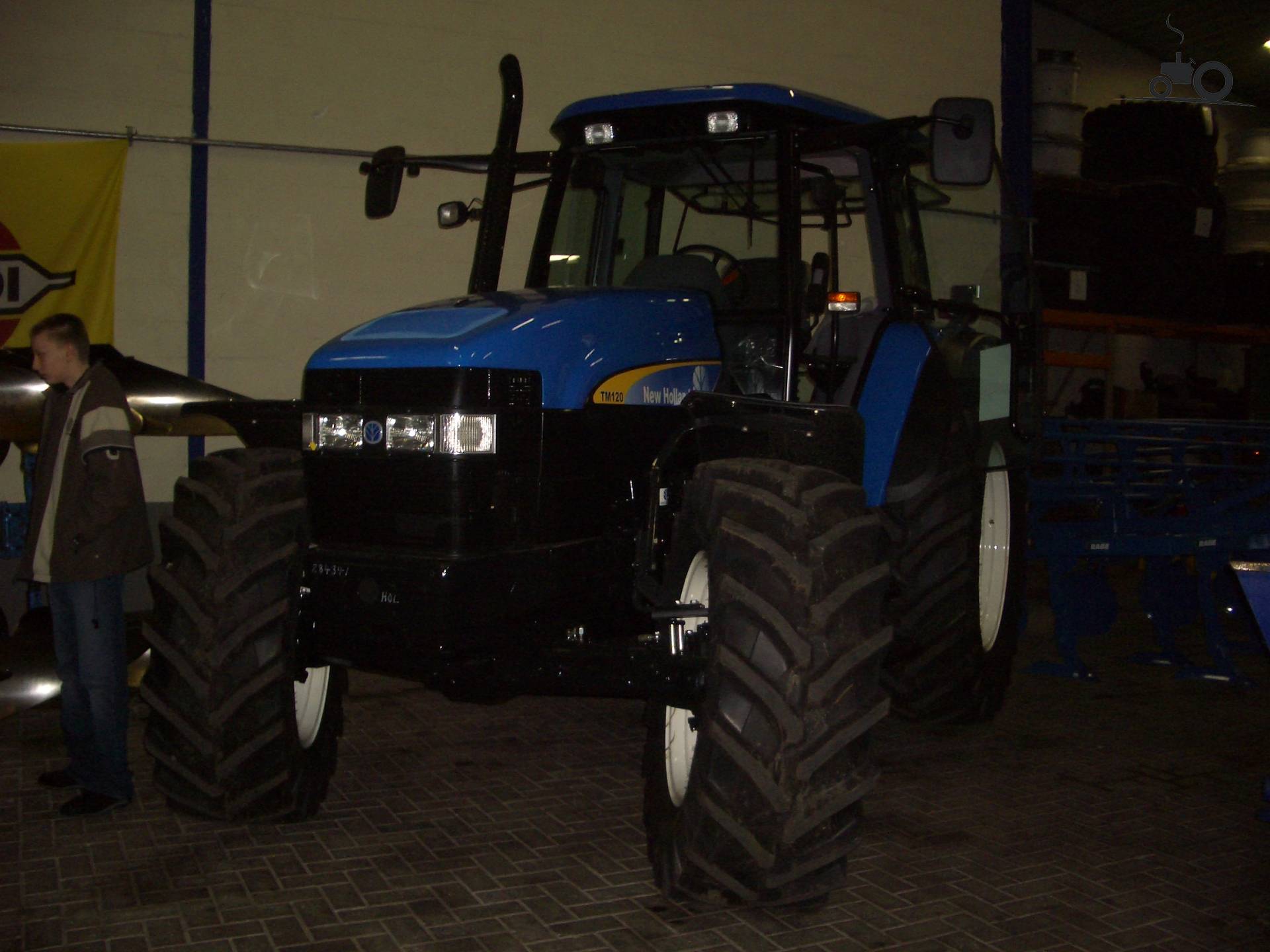 Foto New Holland TM 120 #41827
