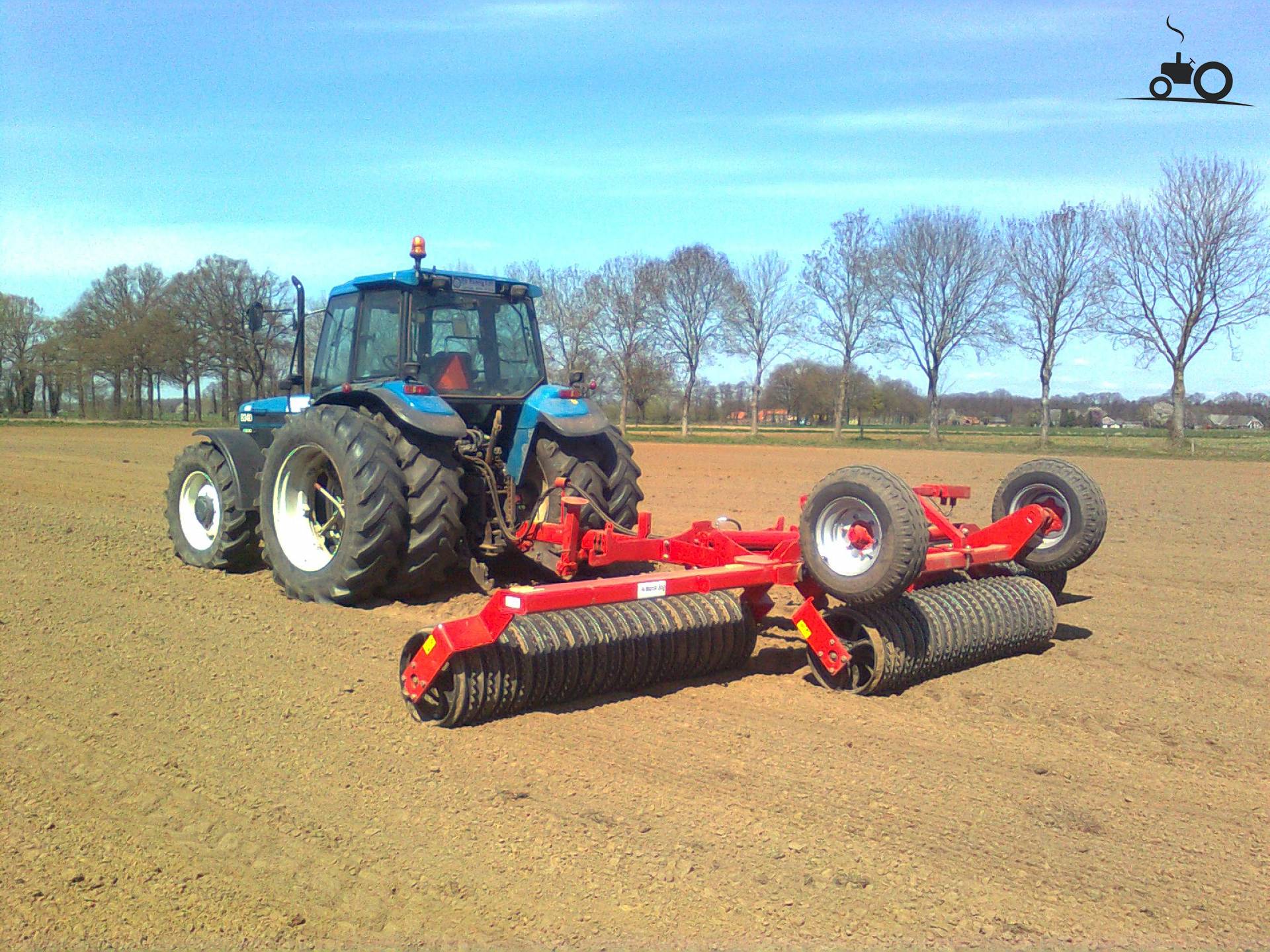 Foto New Holland 8340 #428912
