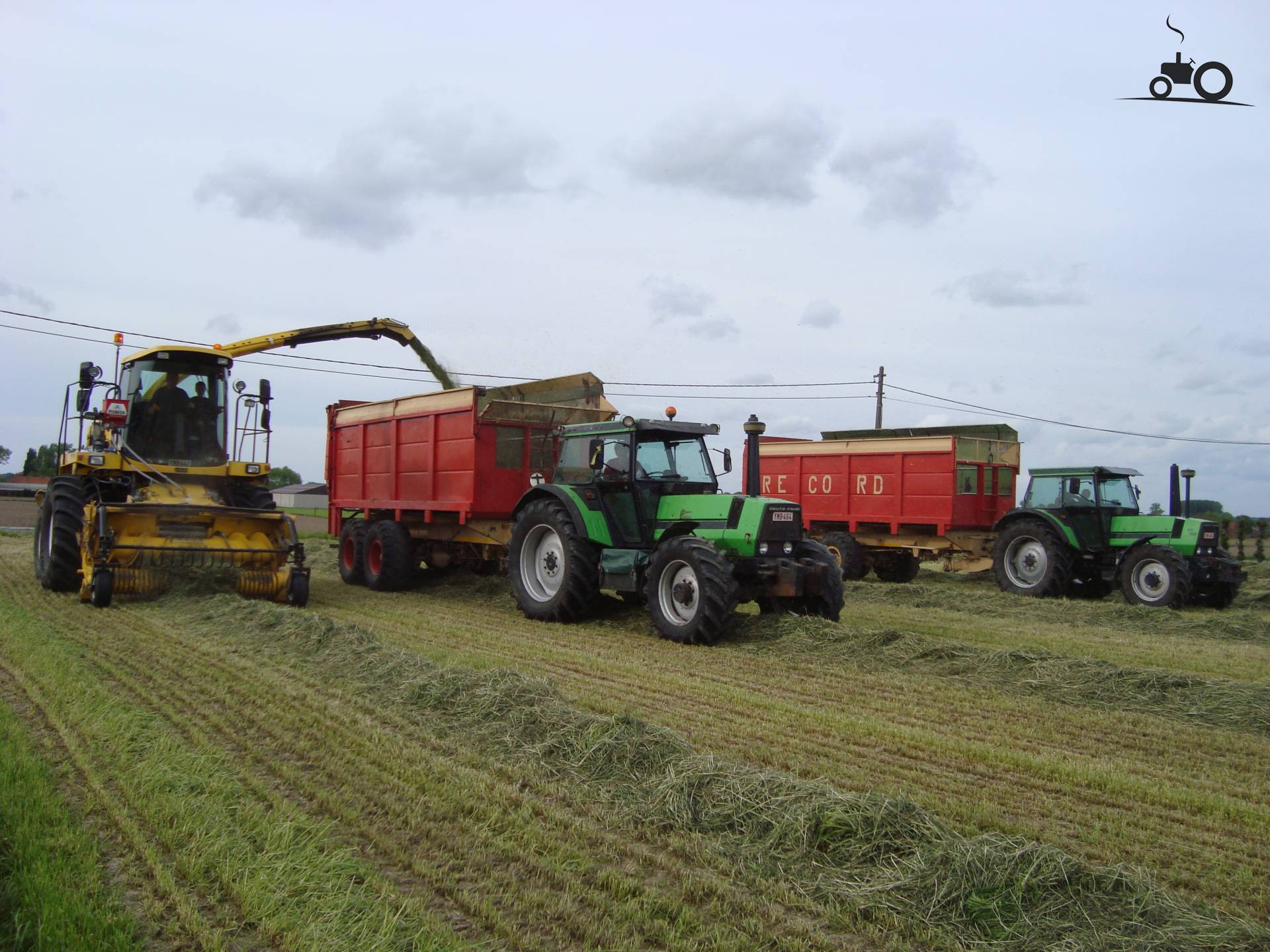 Foto New Holland FX 60 #435222
