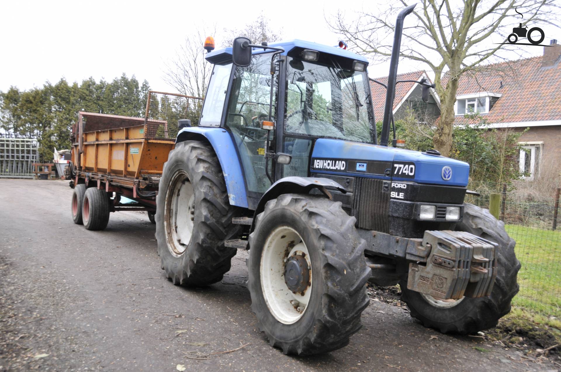 New Holland 7740 - United Kingdom - Tractor picture #449949