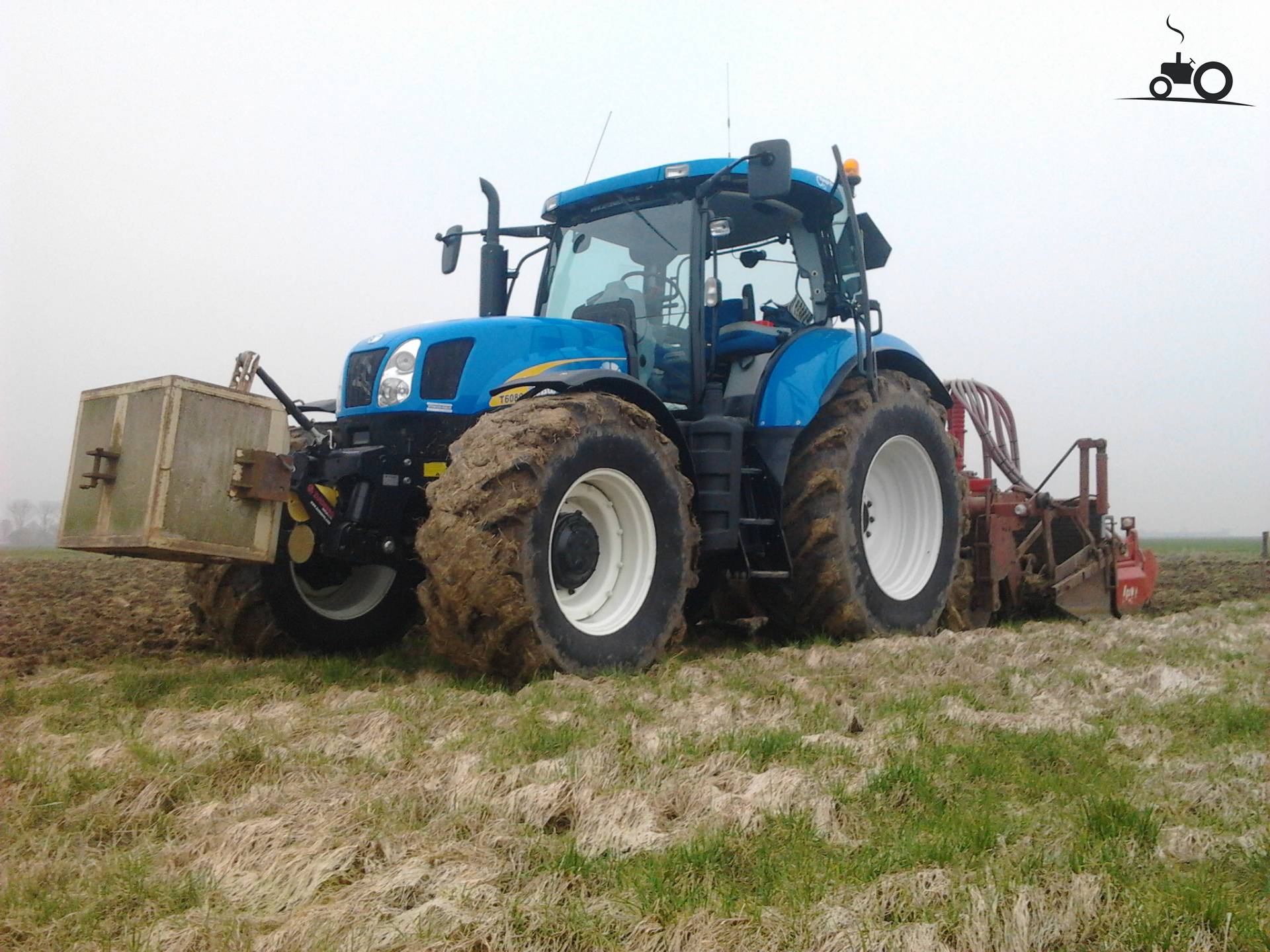 Foto New Holland T 6080 van De Kleijberg BV