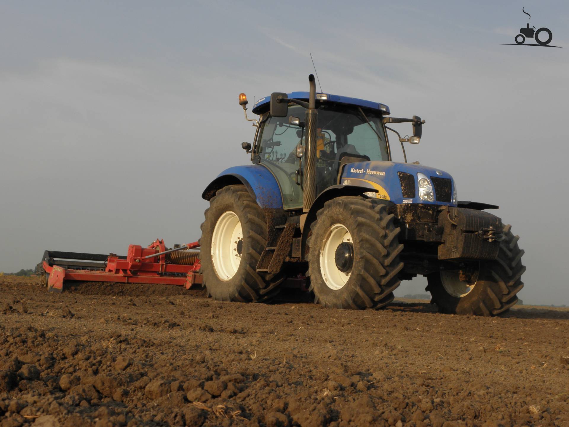 Foto New Holland T 6080 van Kasteel-meeuwen