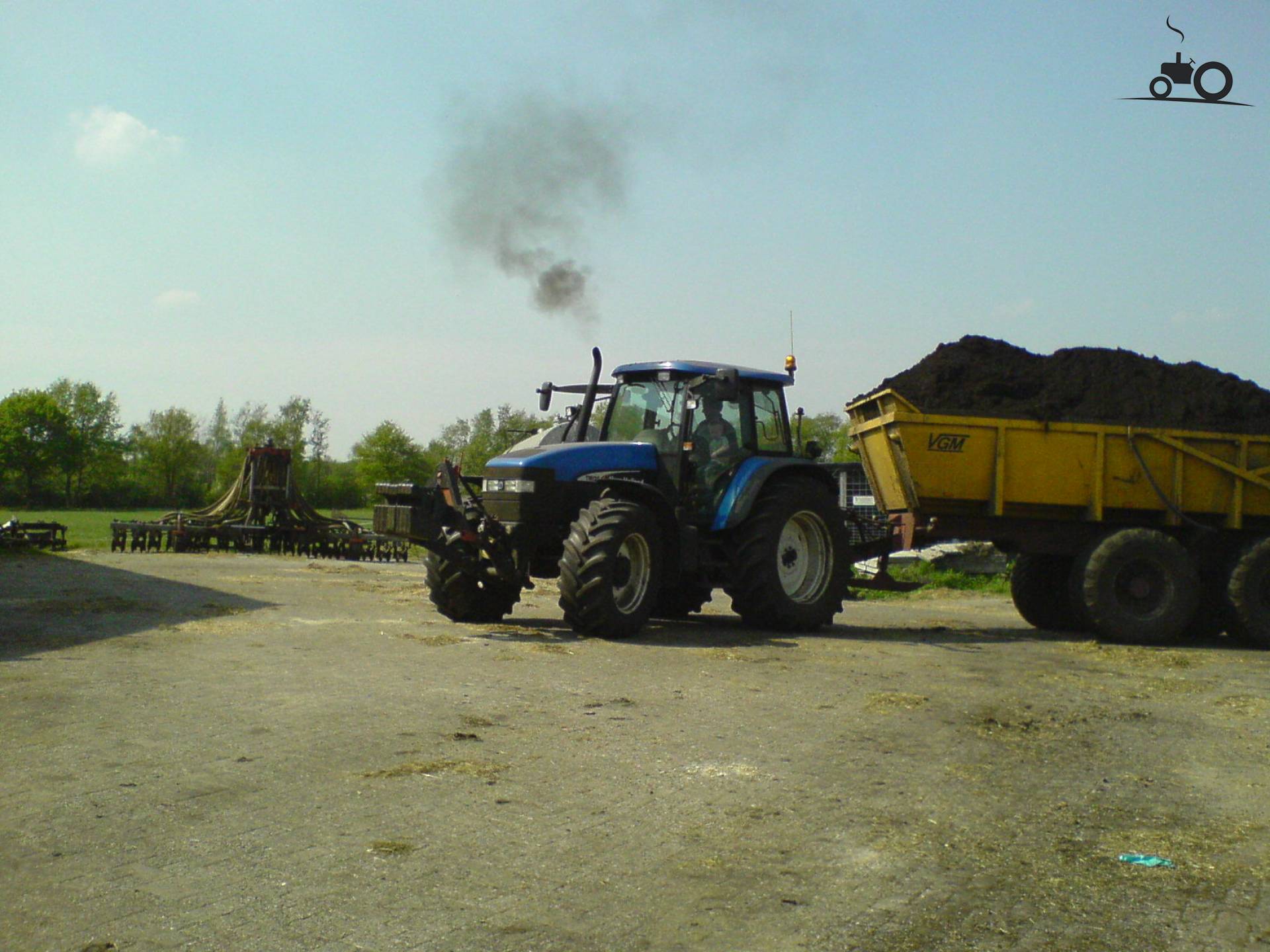 Foto New Holland TM 120 #49155