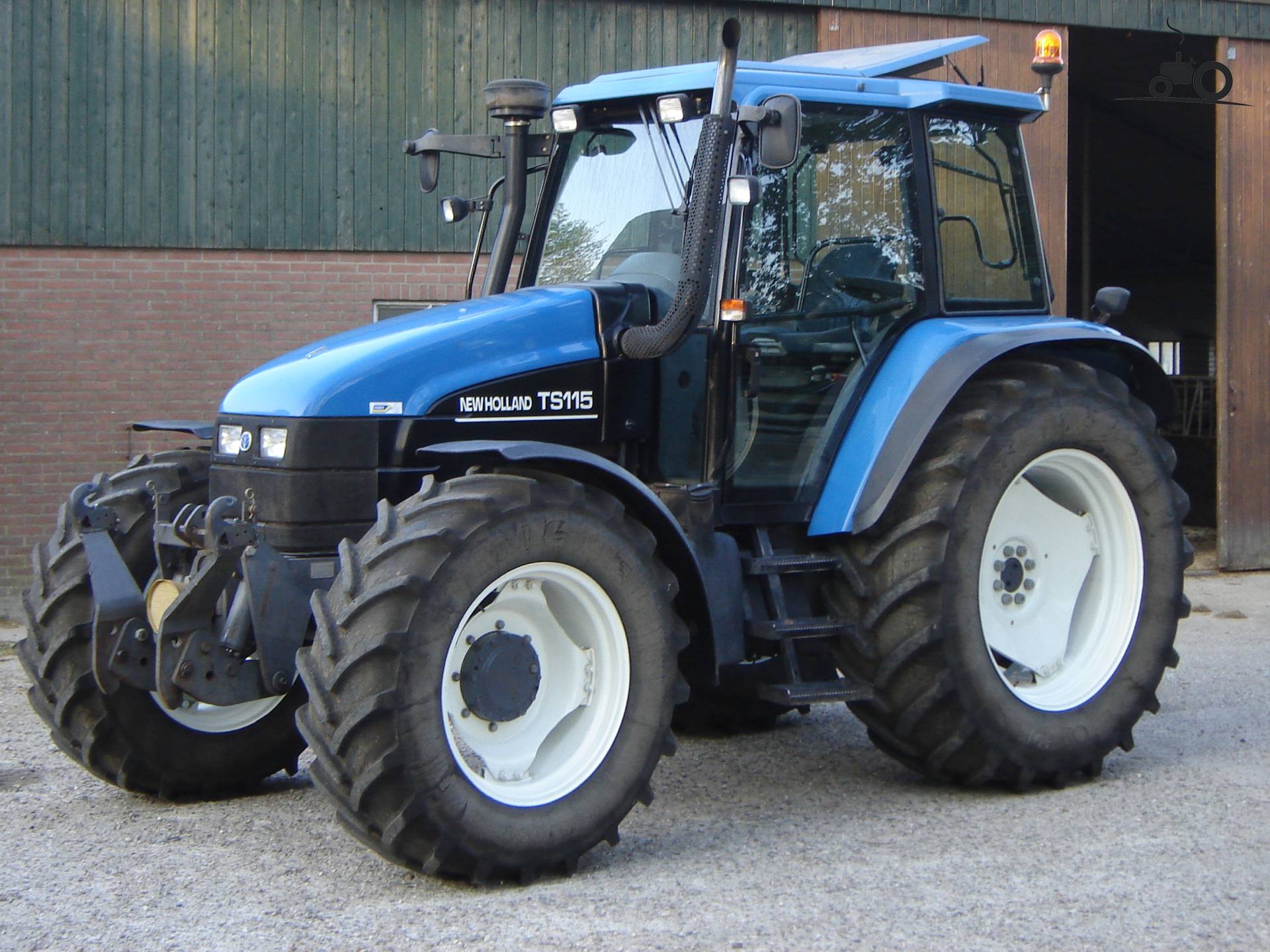 New Holland Ts