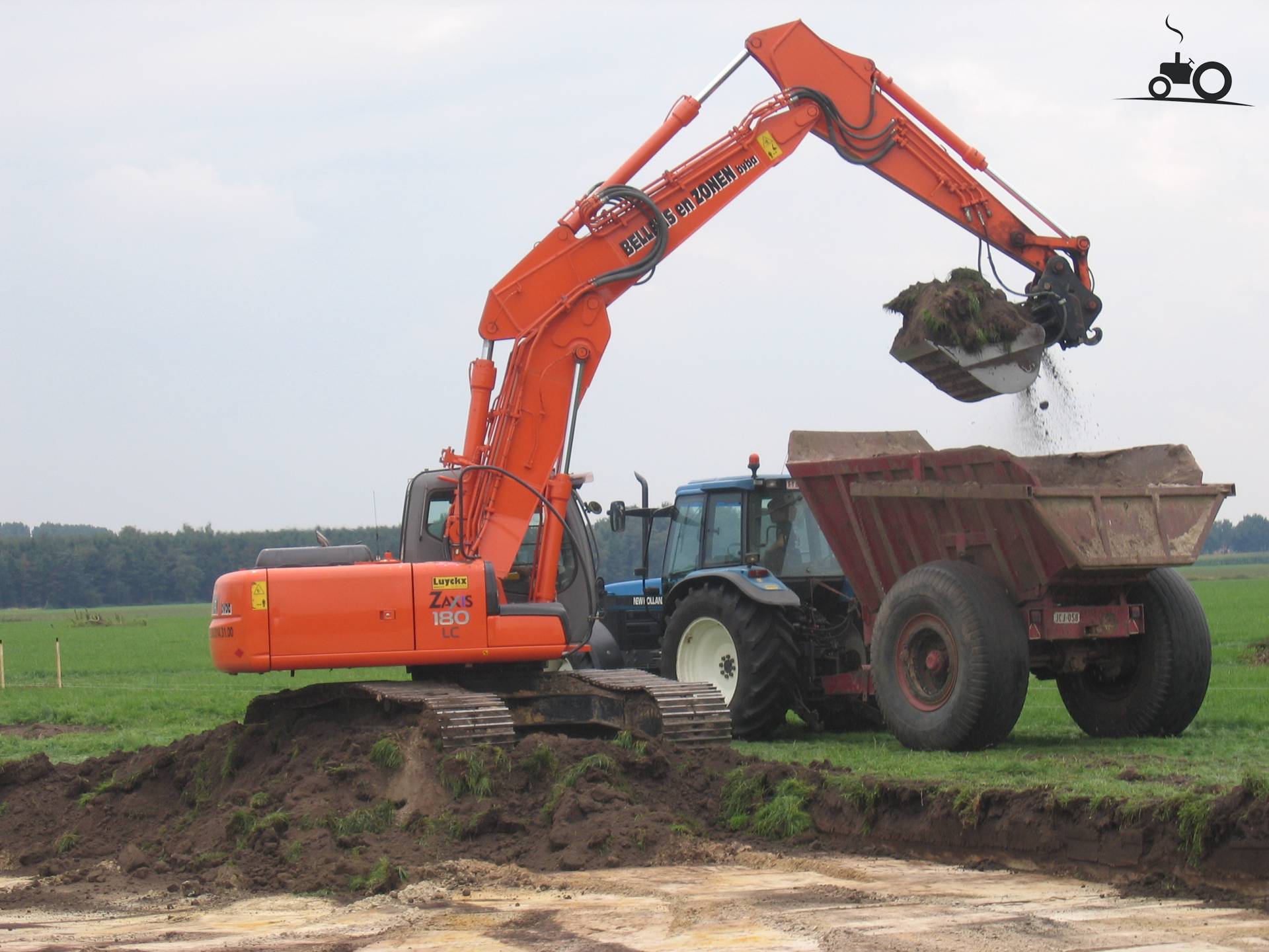 Foto Hitachi Zaxis 180 LC #503789