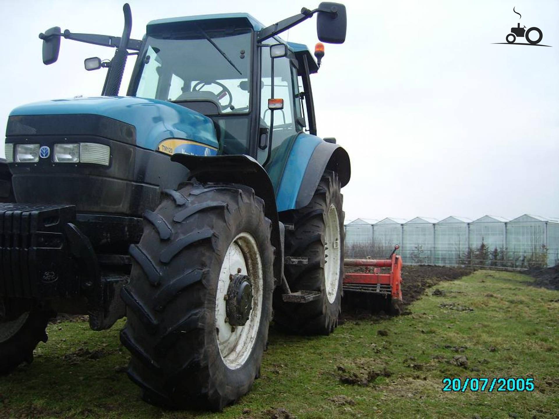 Foto New Holland TM 120 #5842