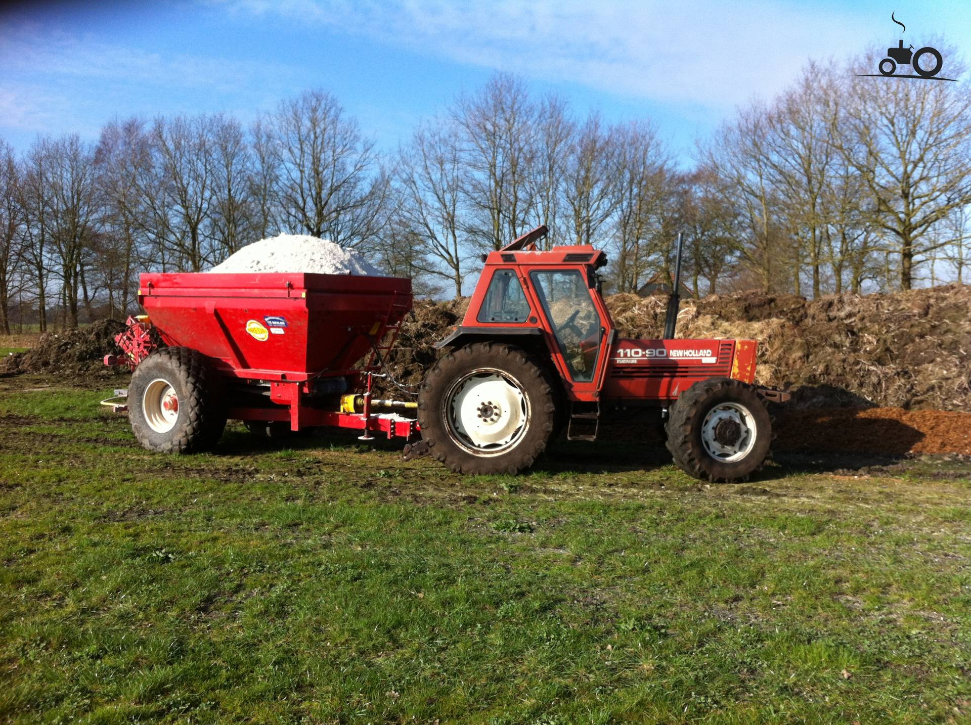 Foto New Holland 110-90 #611528