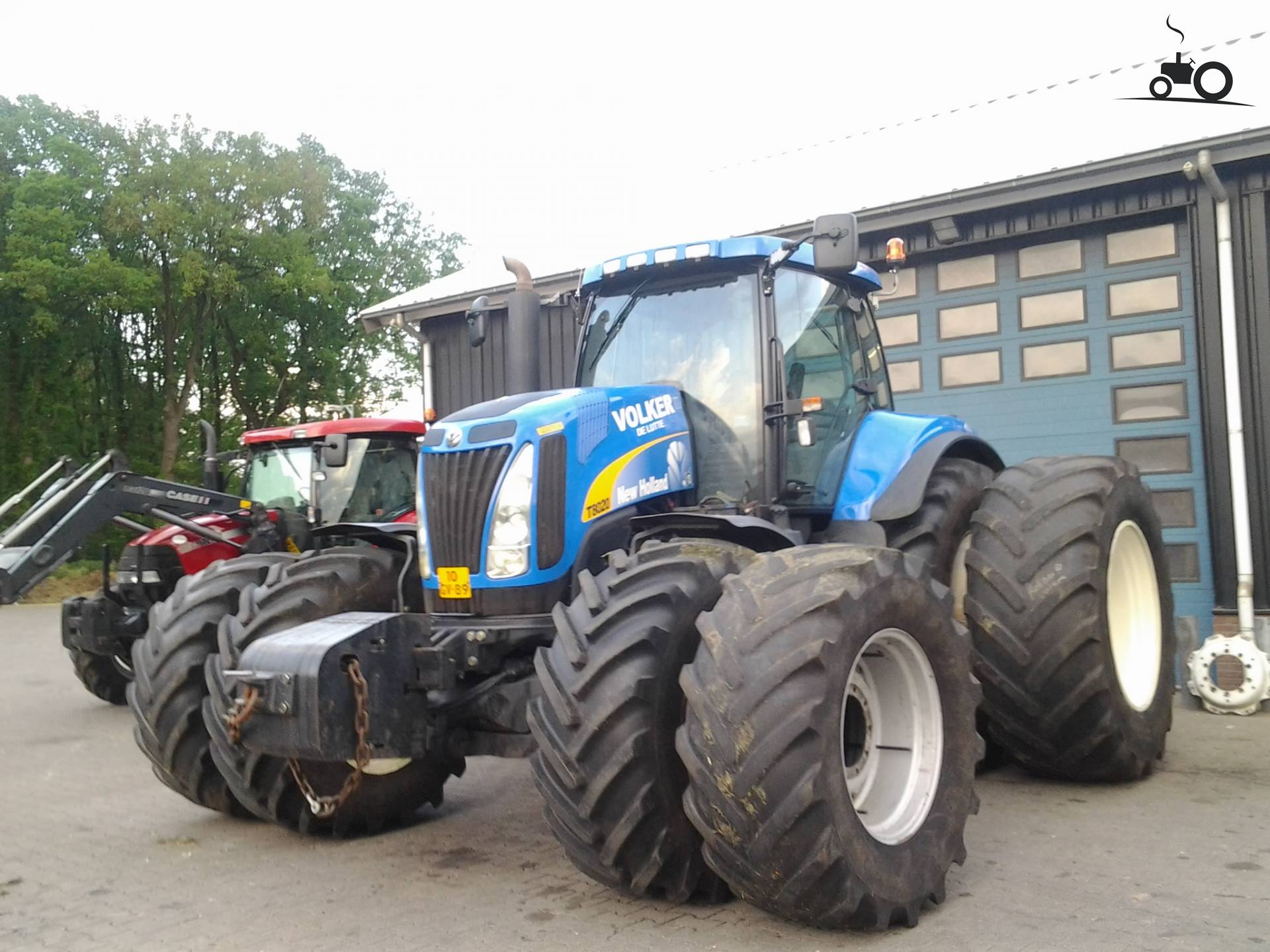 Foto New Holland T 8020 #646056