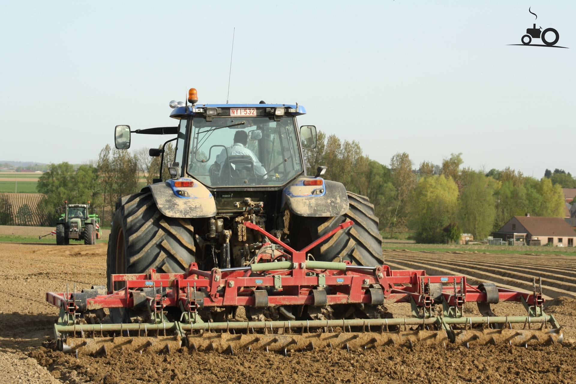 Foto New Holland TM 190 #655998