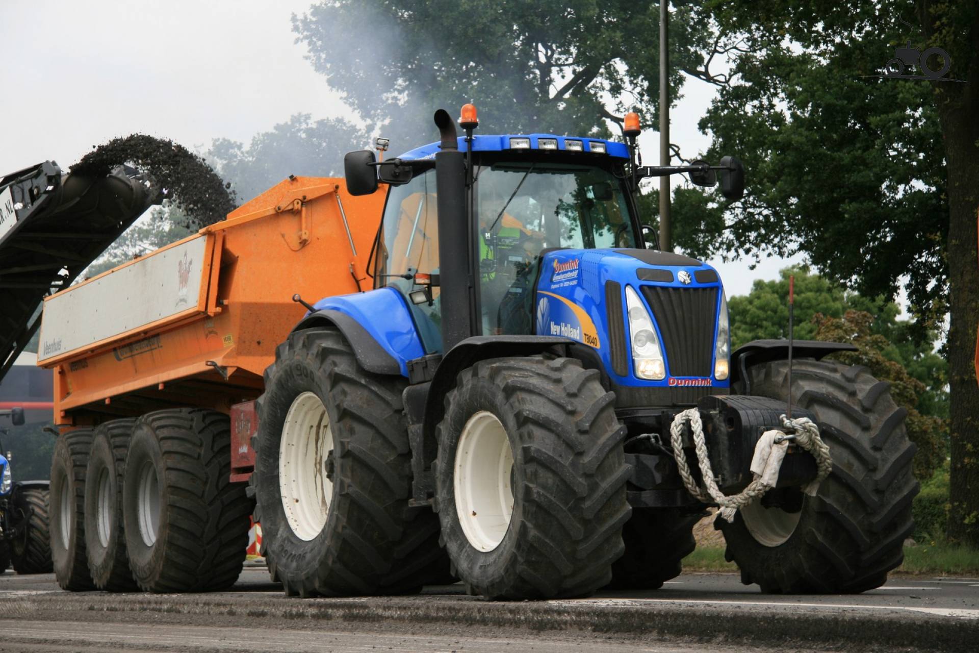 Foto New Holland T 8040 van Http://www.jtnfotografie.nl