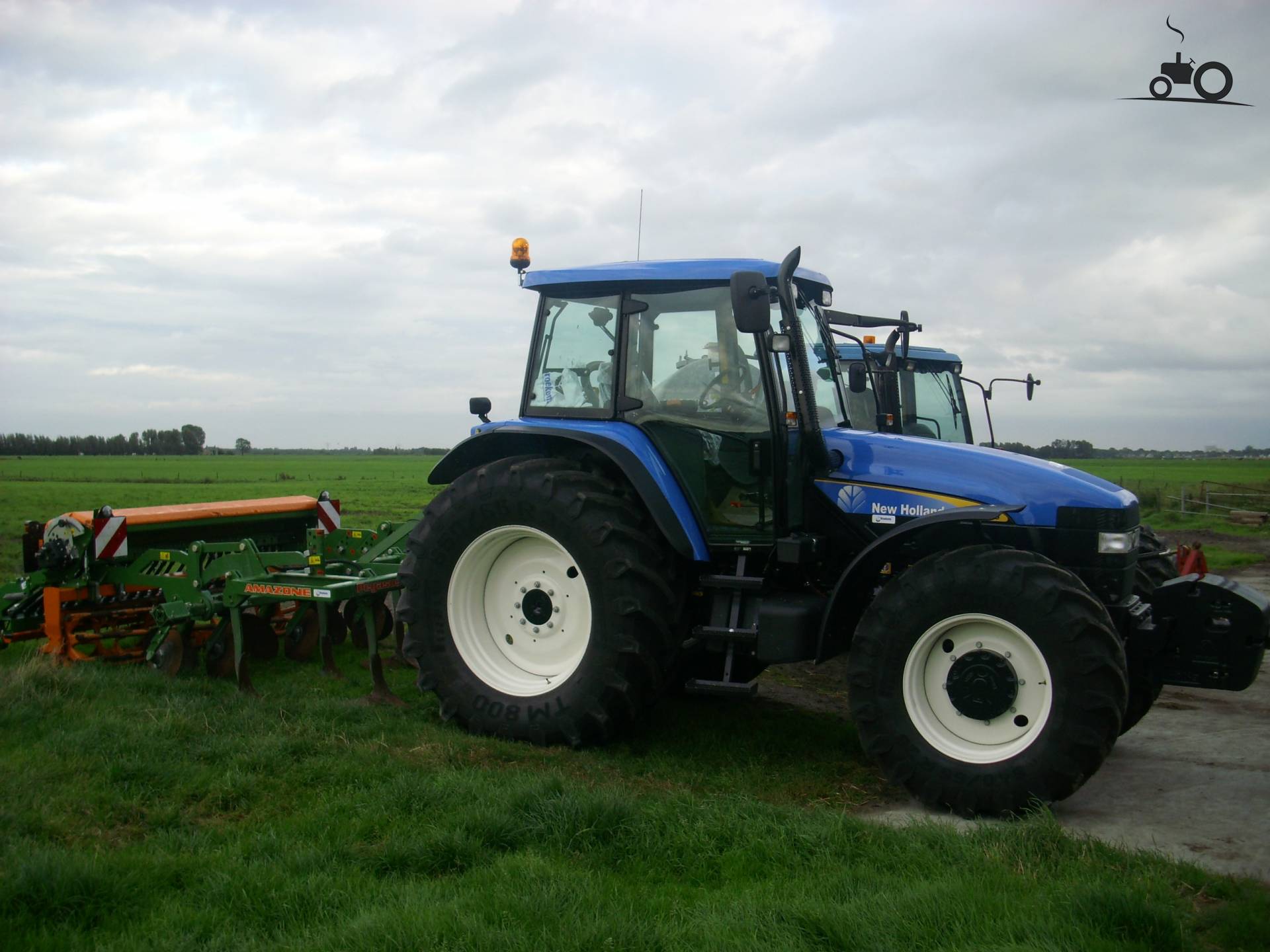 Foto New Holland TM 155 #73375