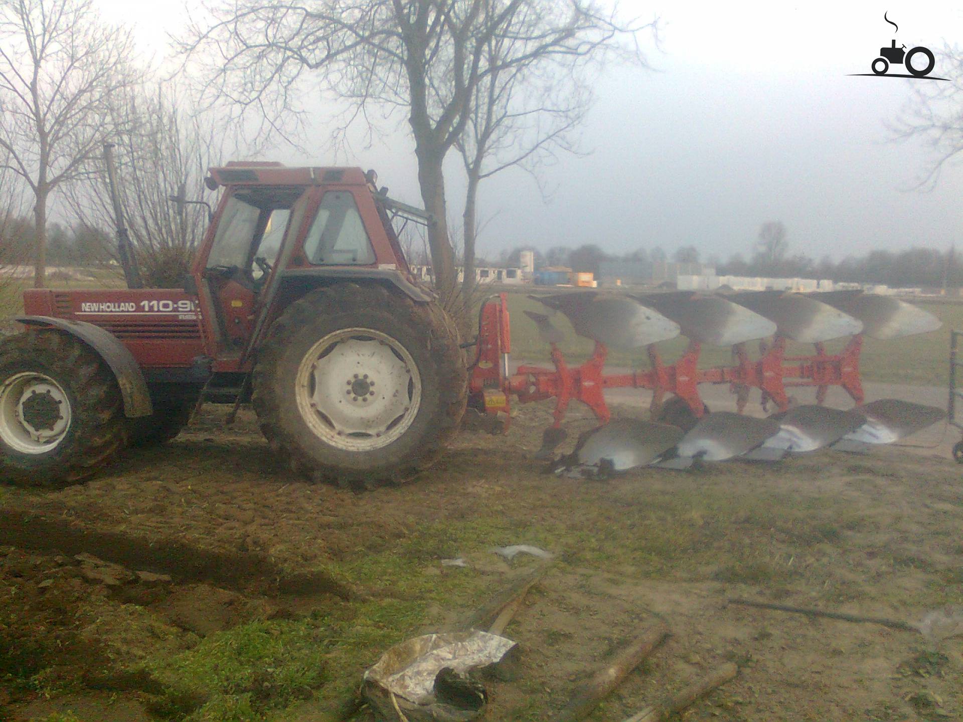 Foto New Holland 110-90 #747836