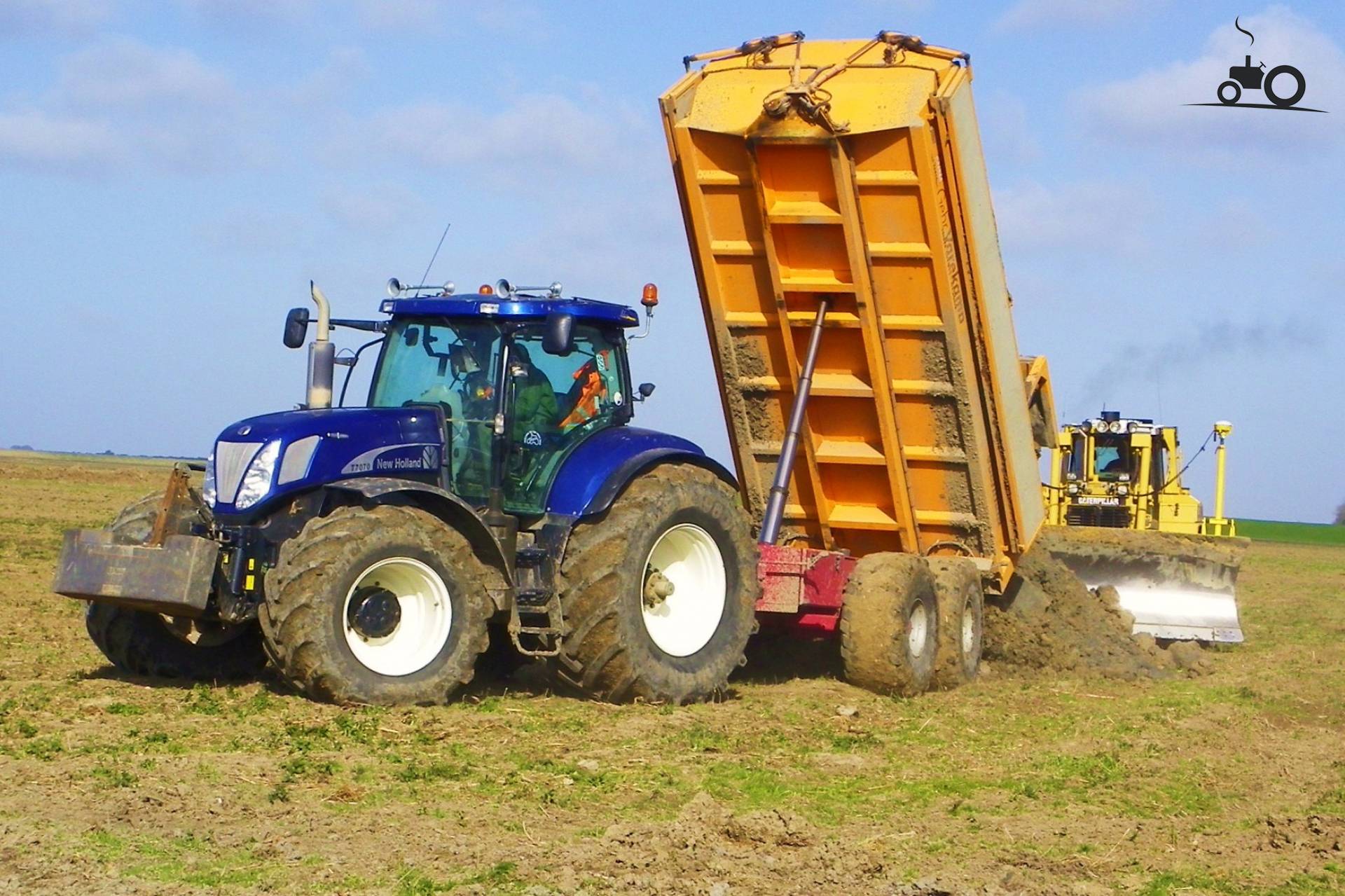 New Holland T 7070