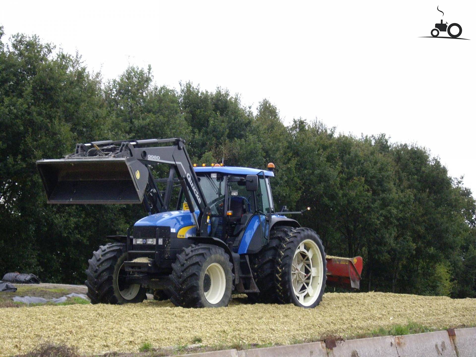 Foto New Holland TM 190 #75790