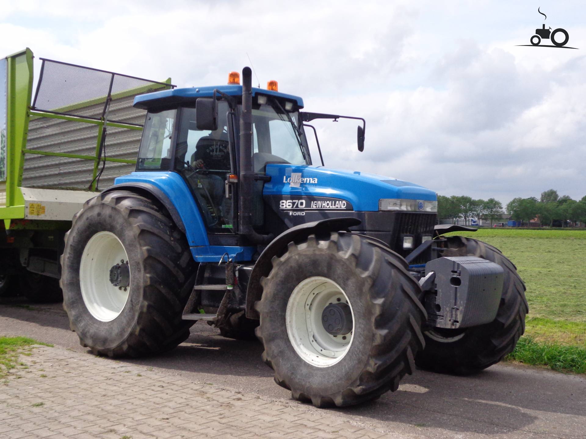 Foto New Holland 8670 #773210