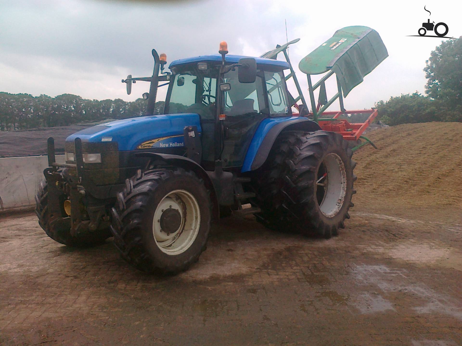New Holland TM 130 - Deutschland - Traktor foto #773492