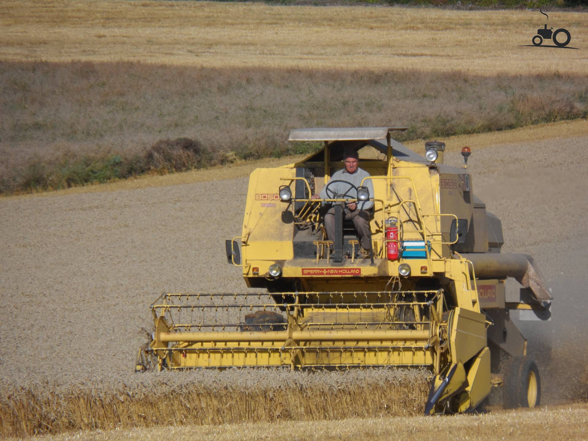 Foto New Holland Clayson 8060 #801735