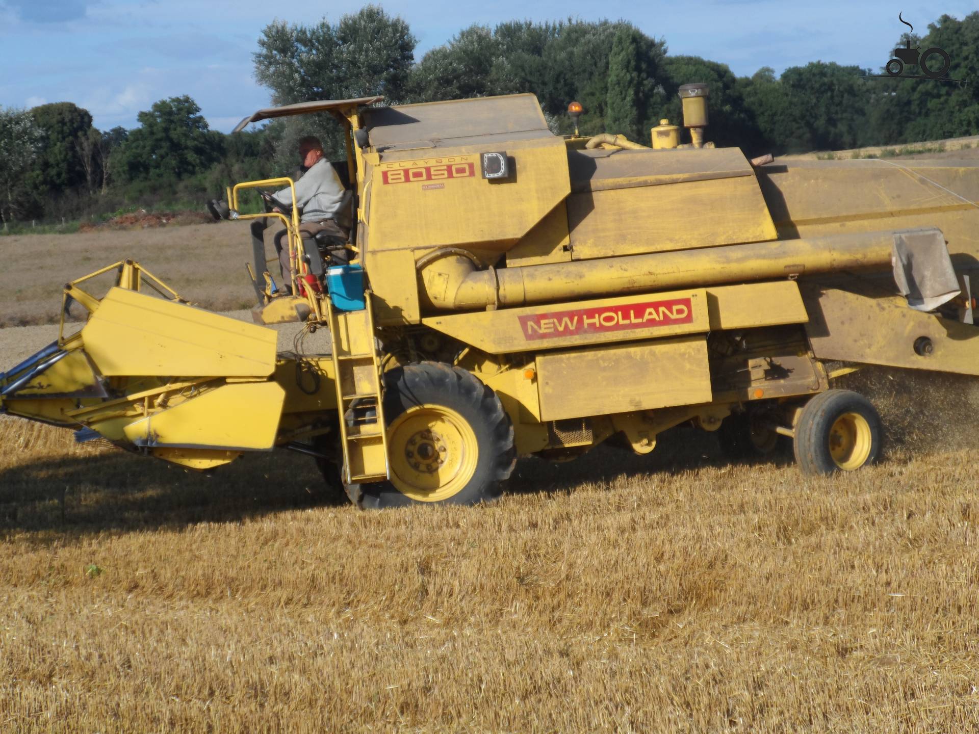 Foto New Holland Clayson 8060 #801738