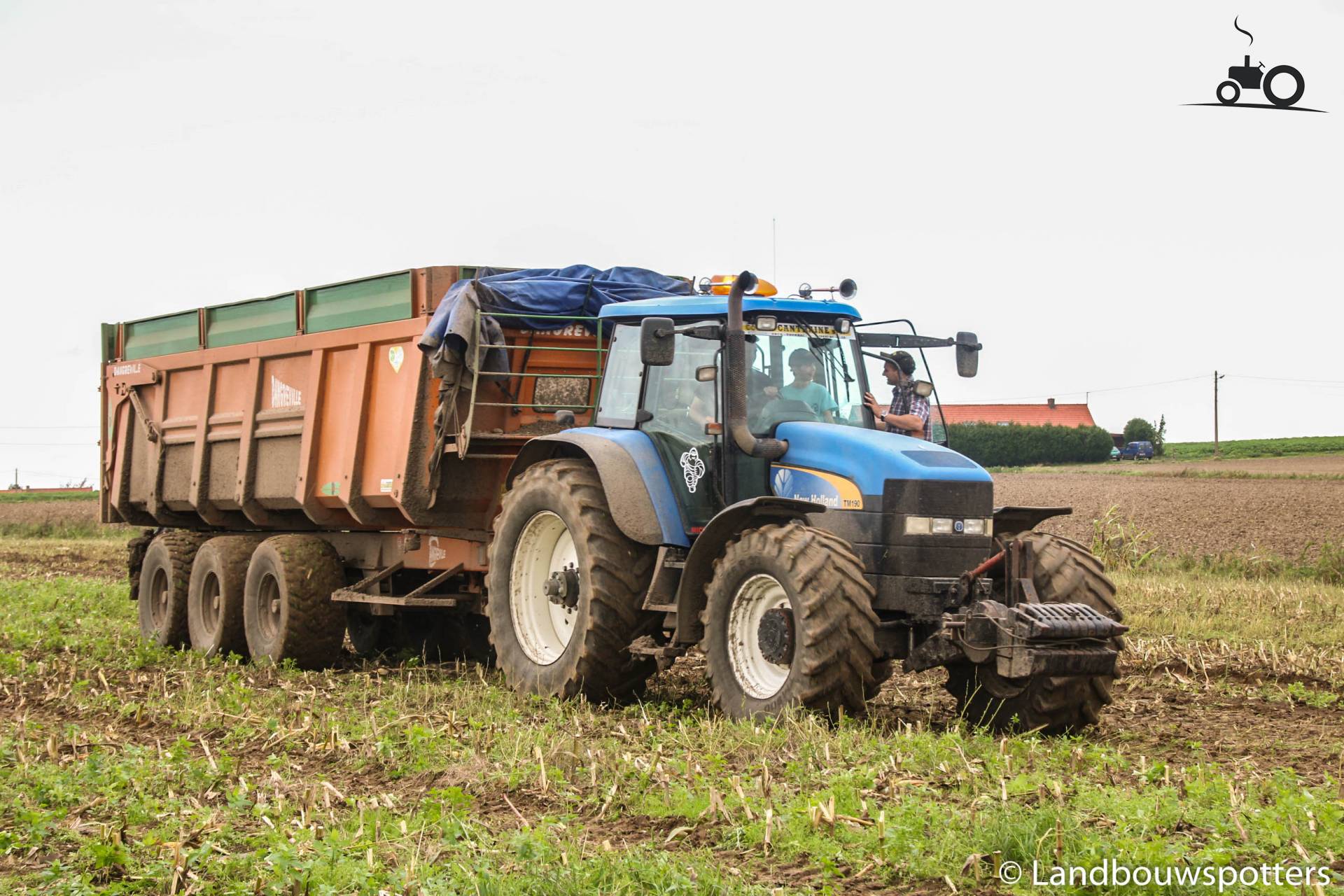 Foto New Holland TM 190 #824604