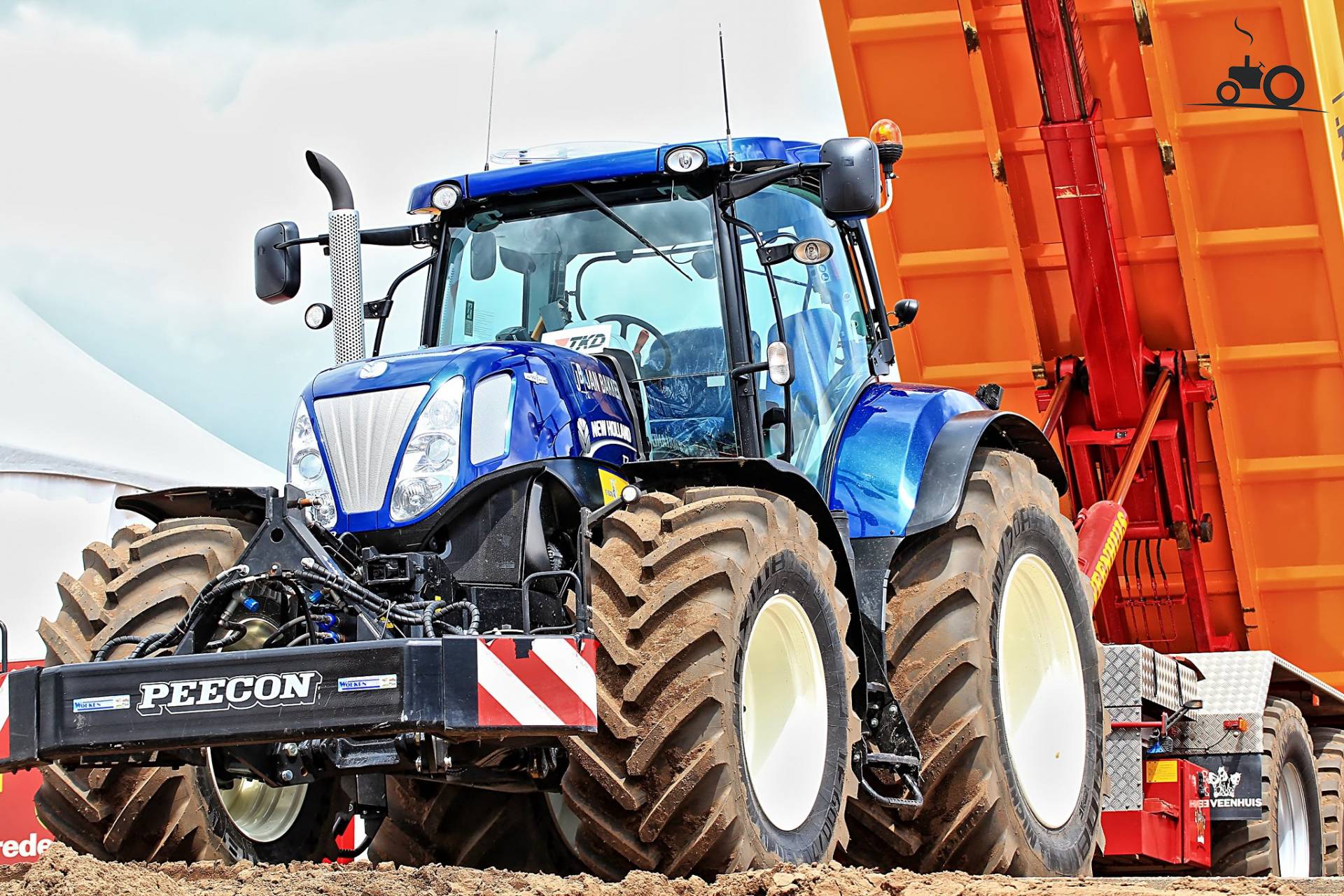 Foto New Holland T 7.270 #866923