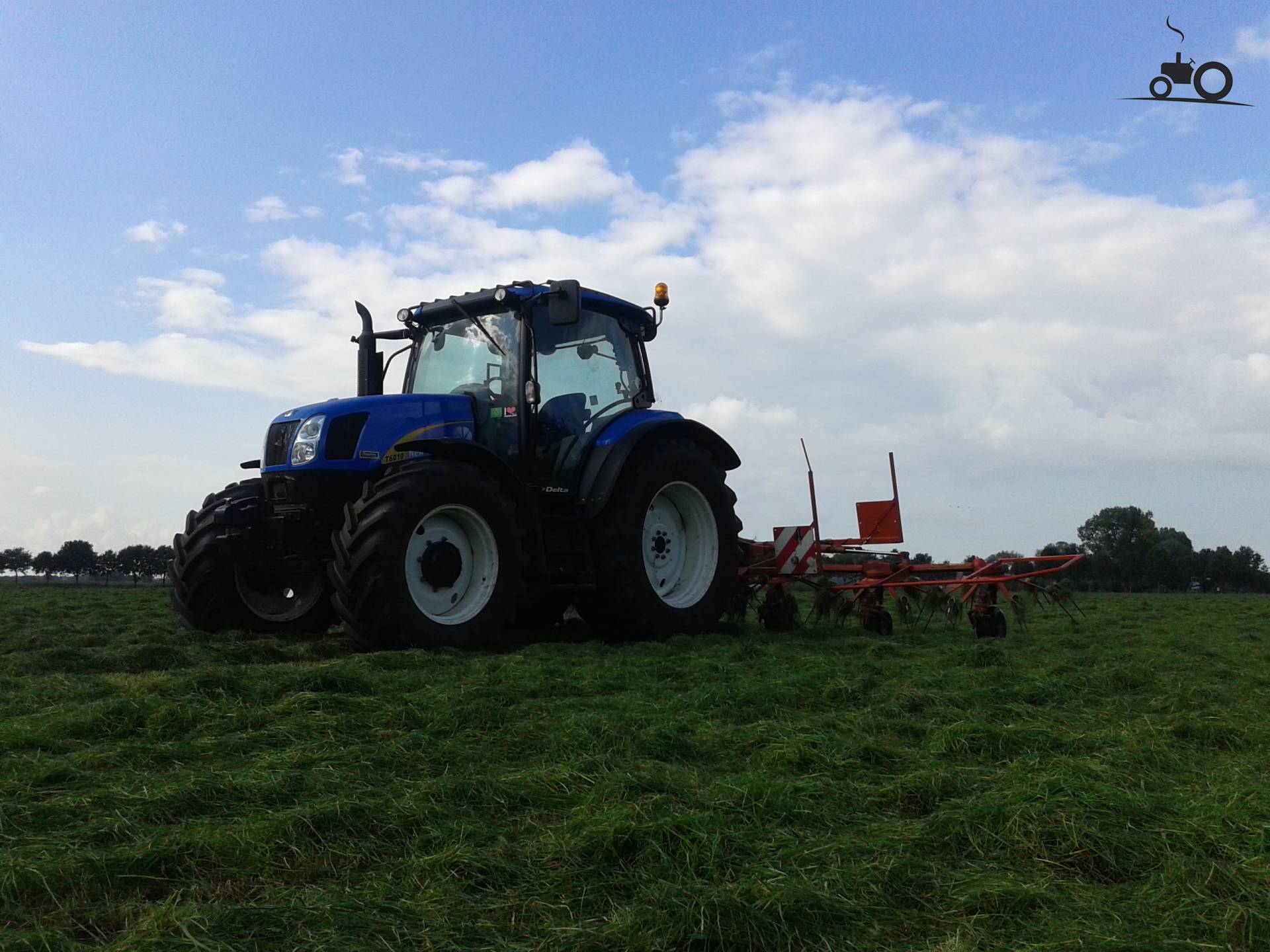 New Holland T 6010 Delta