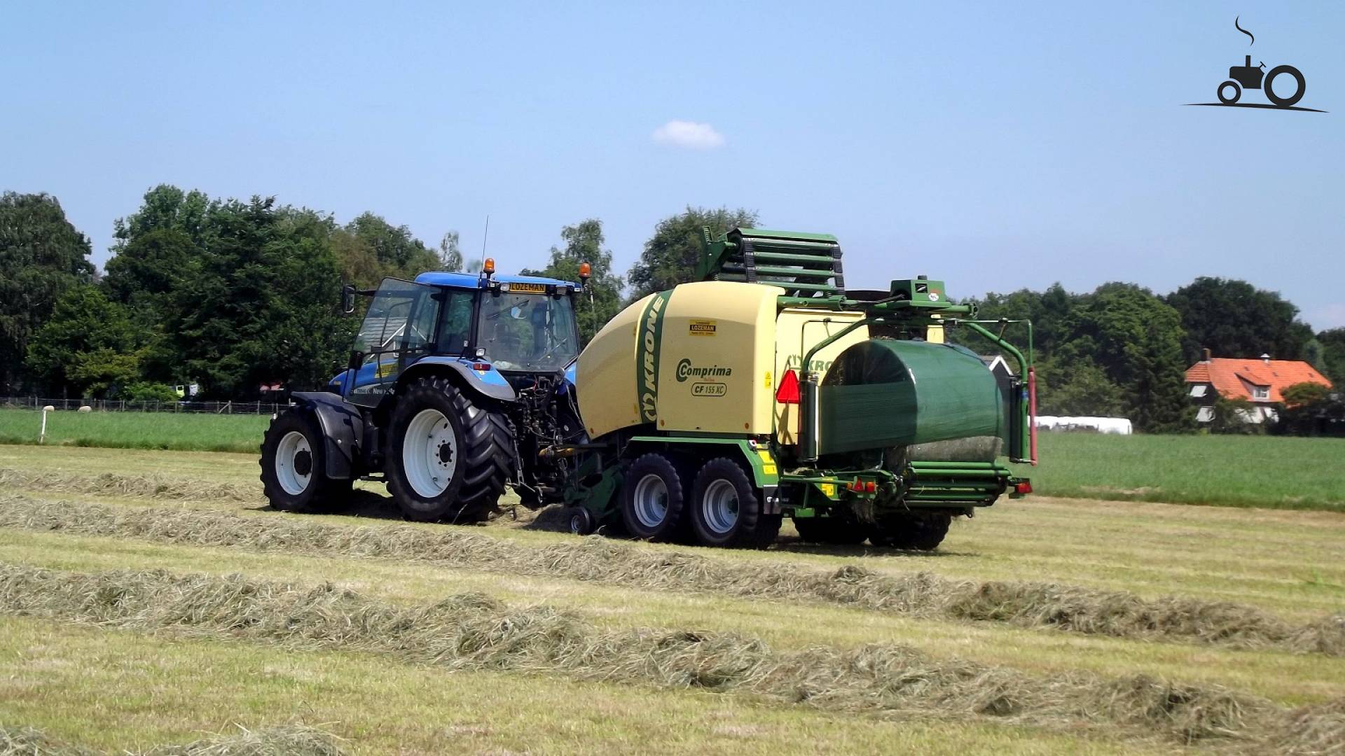 Foto New Holland TM 140 #880457