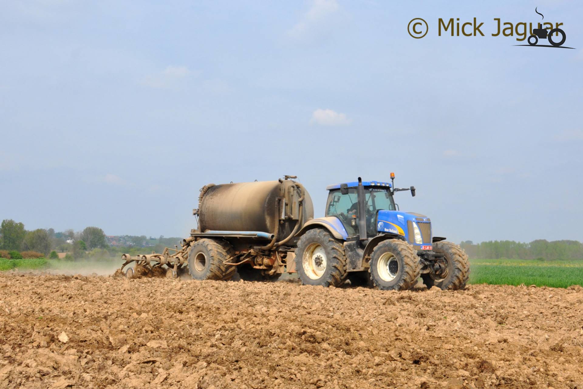 Foto New Holland T 8040 #885951