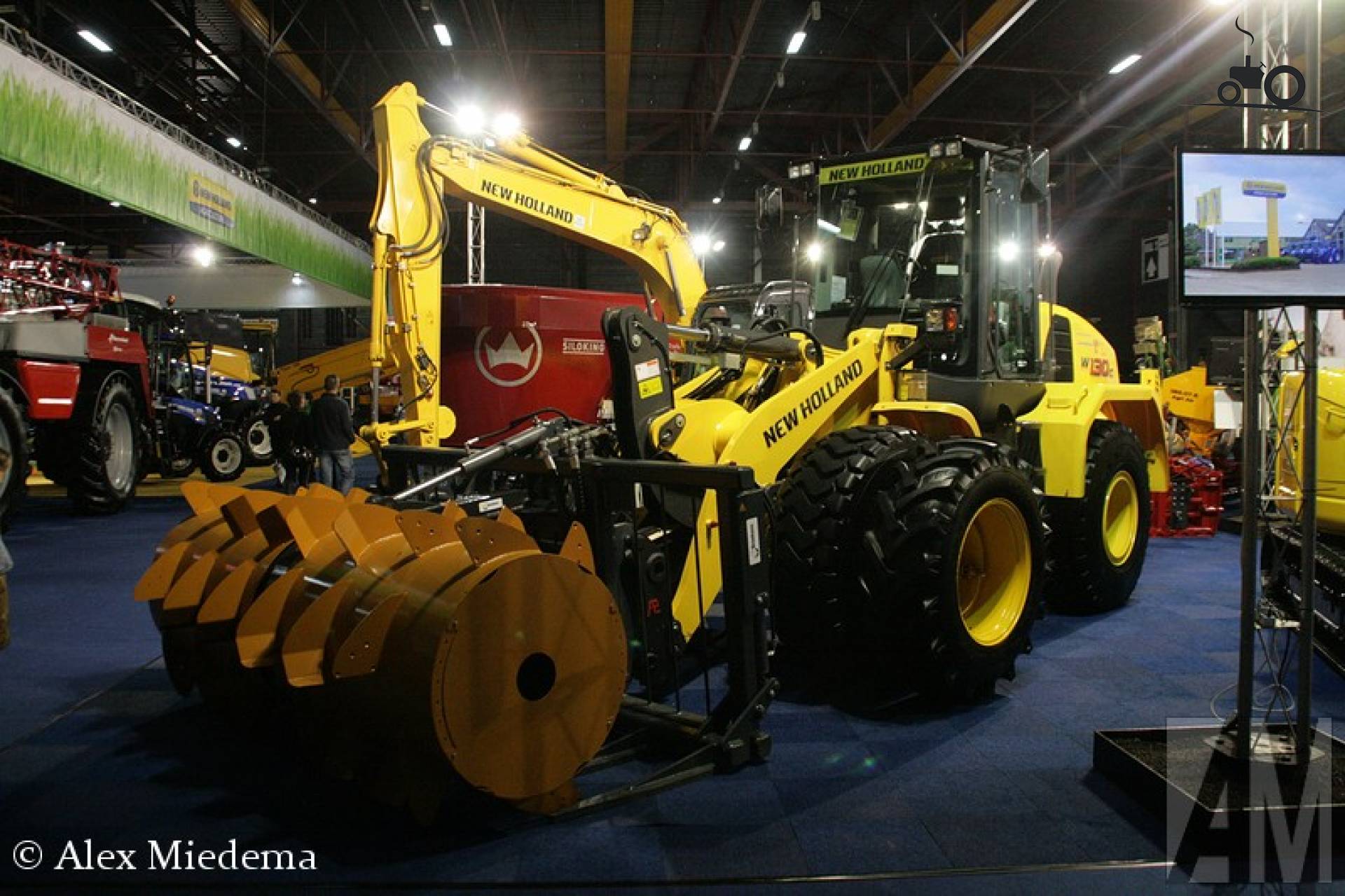 New Holland W 130