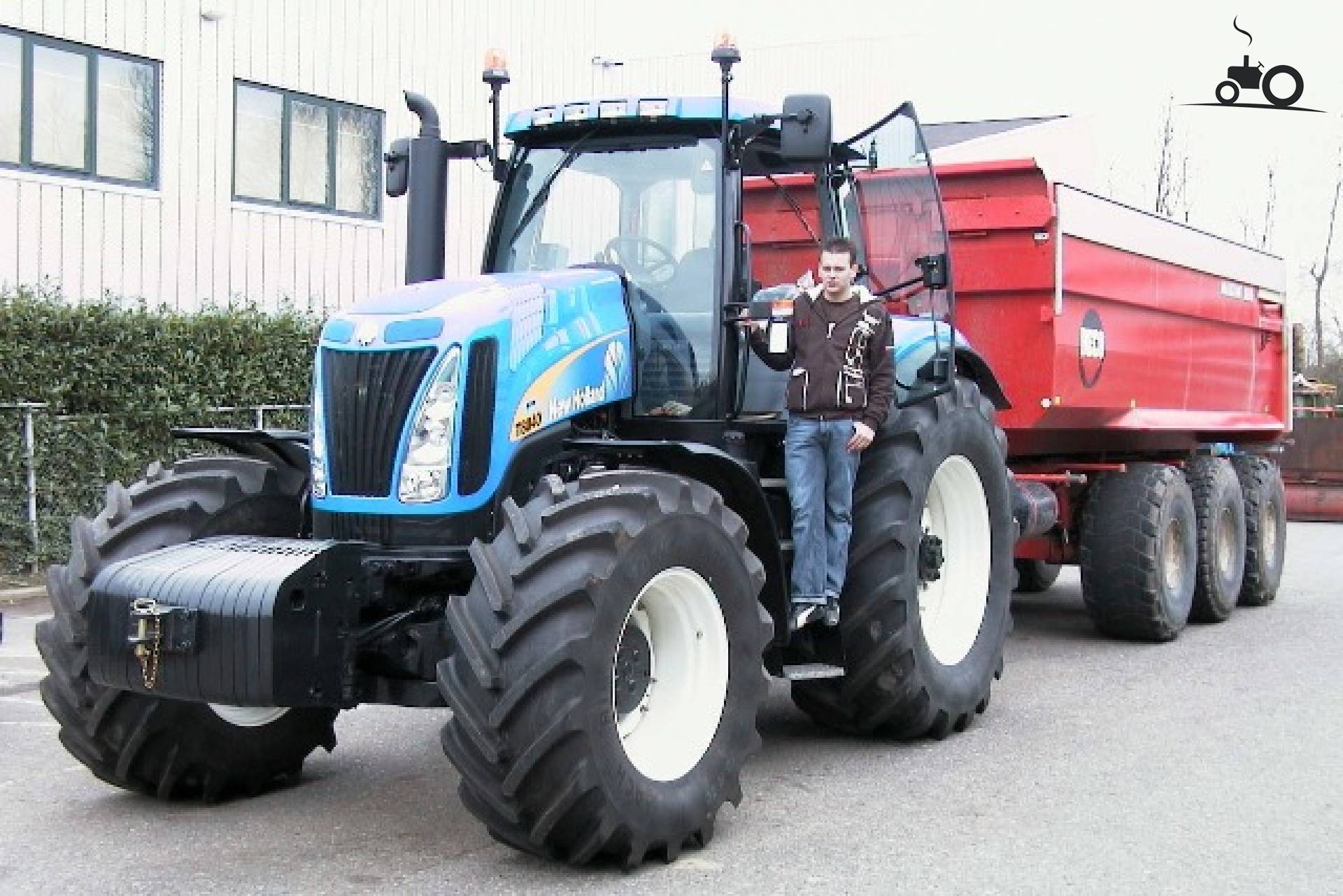 Foto New Holland T 8040 #89235