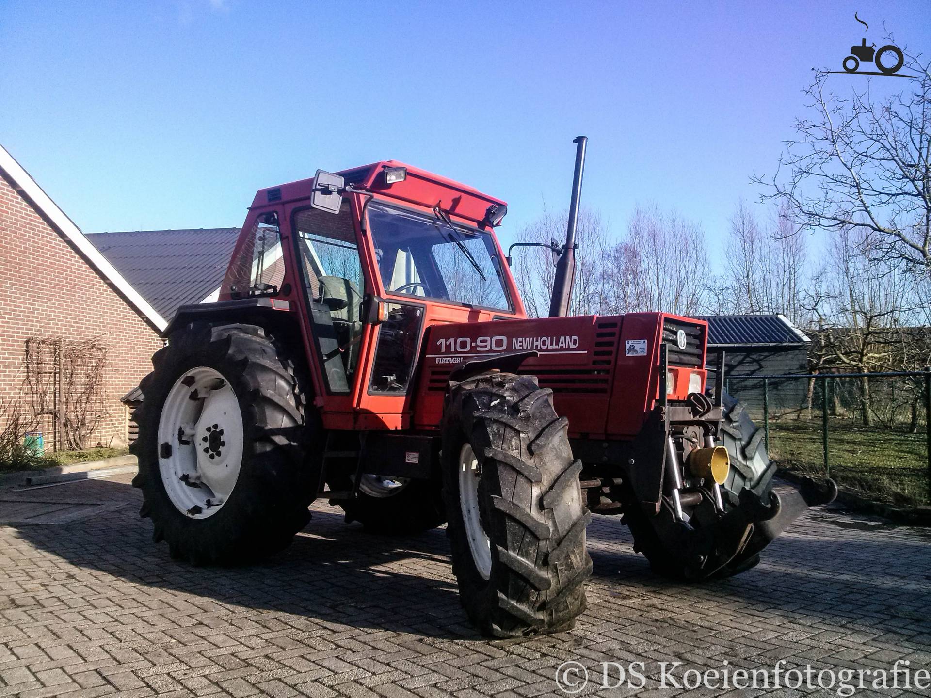 Foto New Holland 110-90 van Ds Koeienfotografie