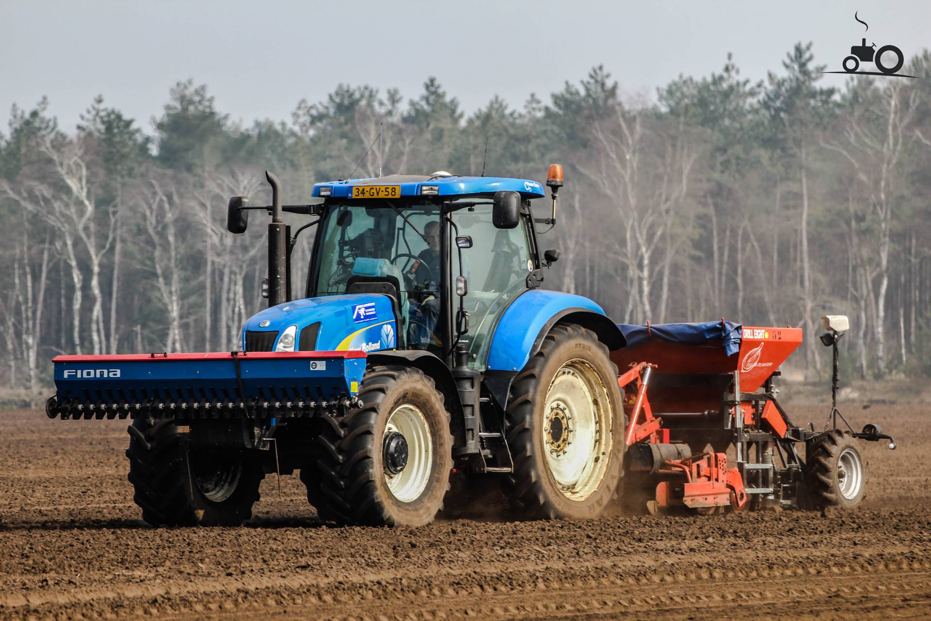 Foto New Holland T 6080 #903338