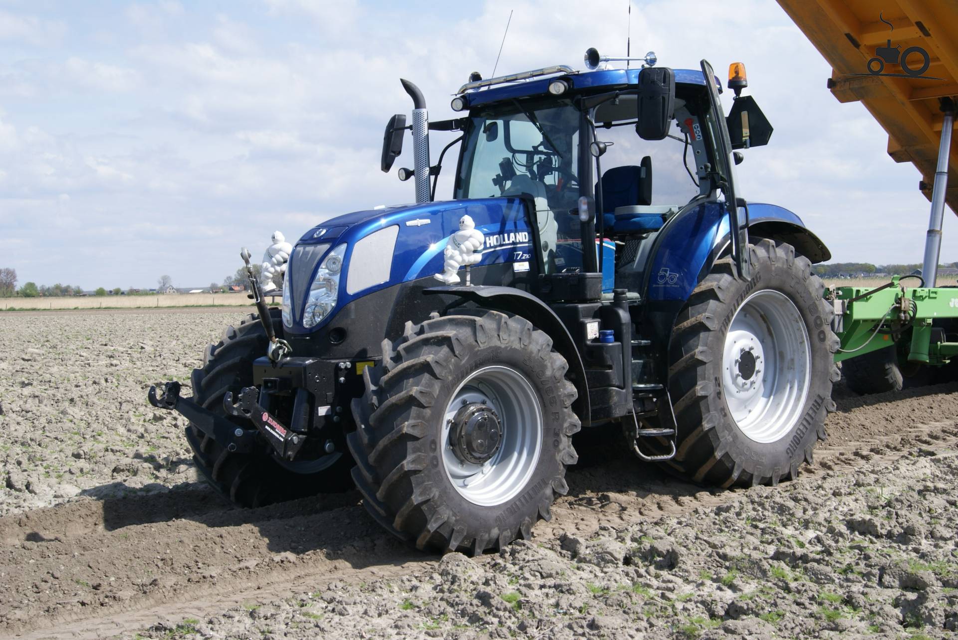 New Holland T 7.210