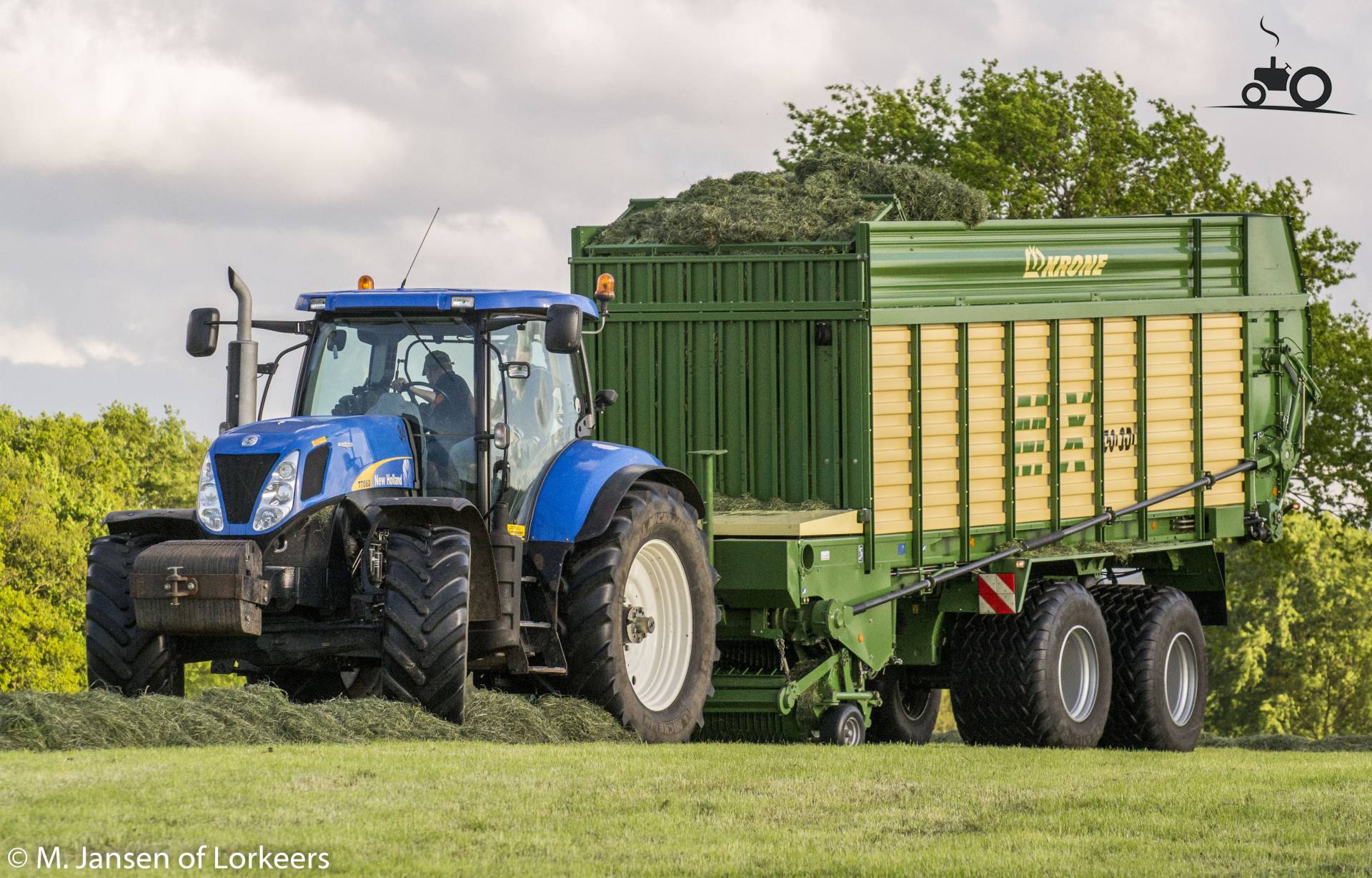 Foto New Holland T 7060 #912466