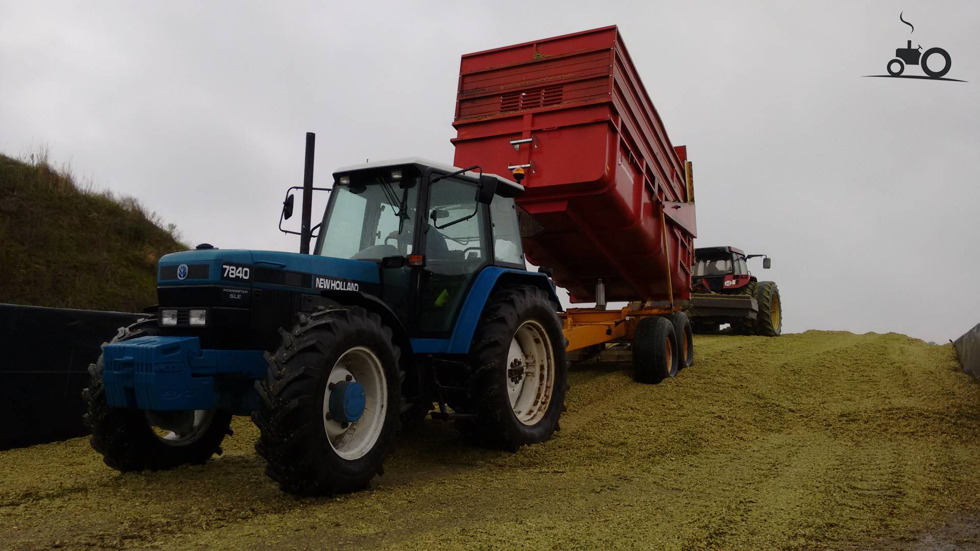 Foto New Holland 7840 #939709