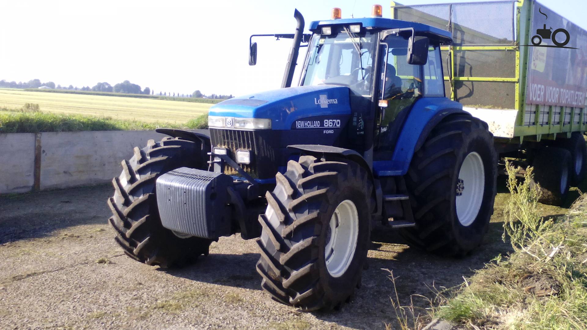 Foto New Holland 8670 van Loonbedrijf Lolkema