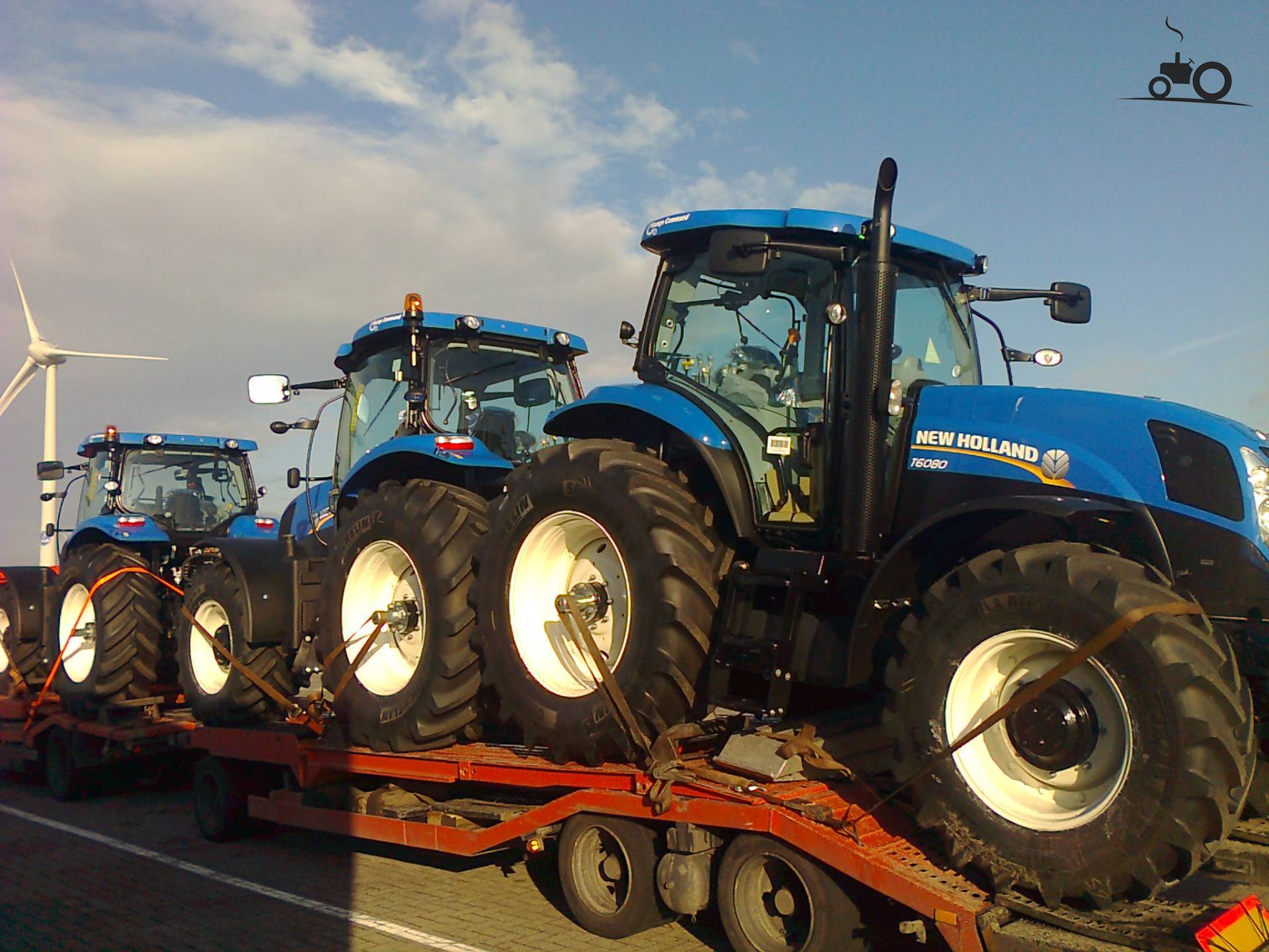 Foto New Holland T 6080 #986505