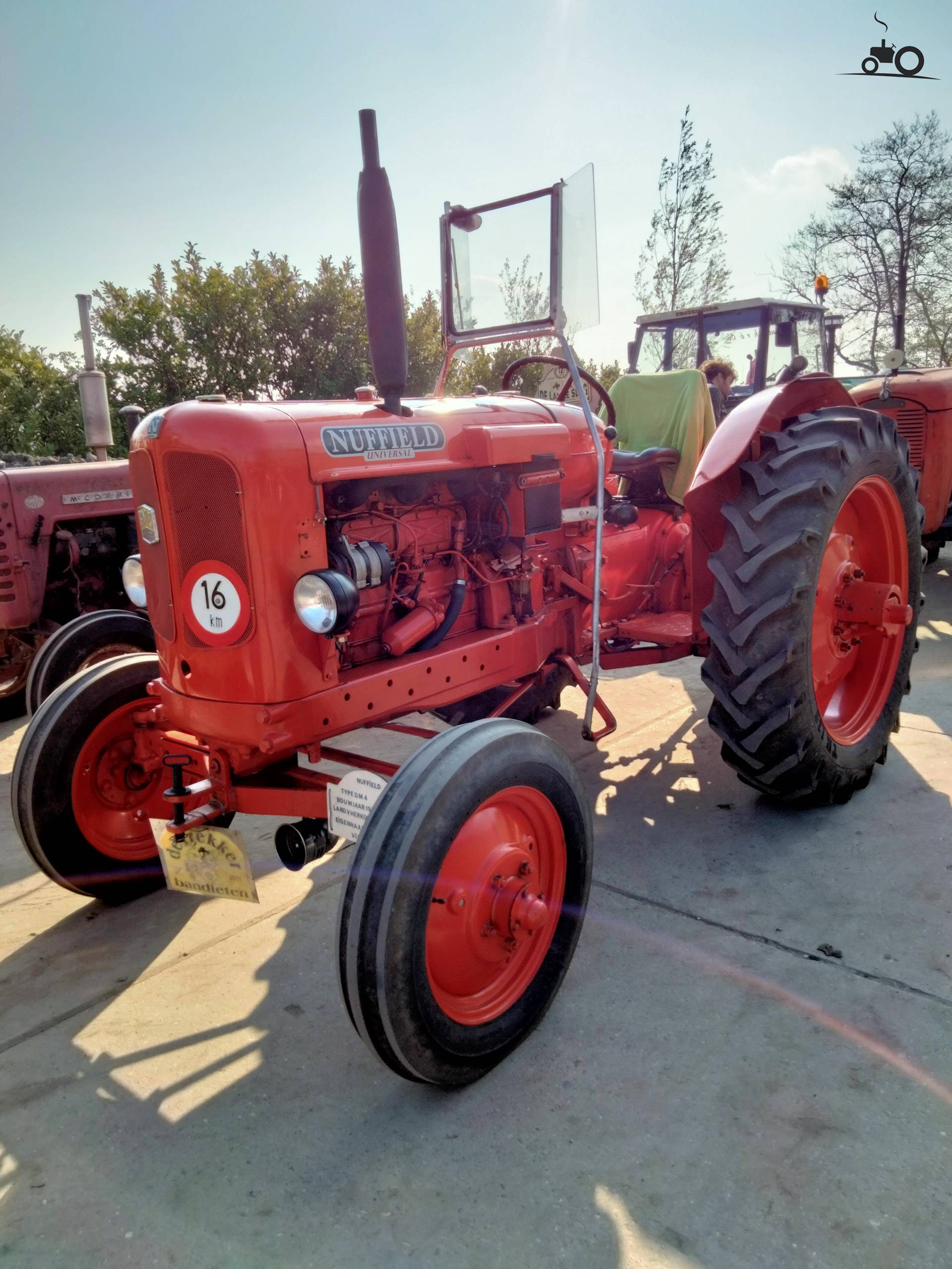 Foto Nuffield 4 DM #1468217